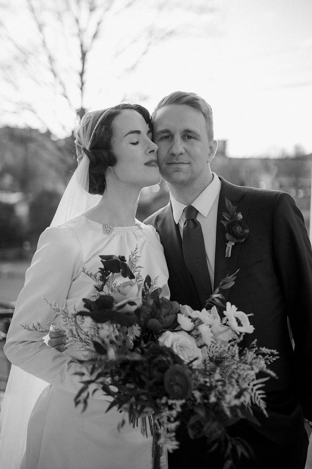 Retro Wedding at the Old Metropolitan Hall | Helen & Nathan — Kate ...