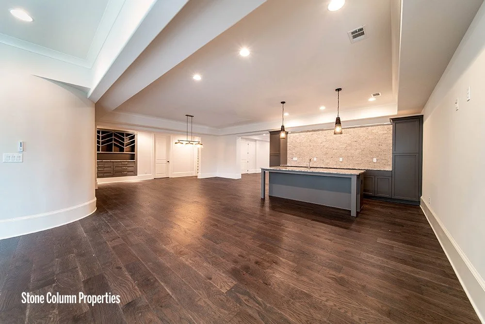 Stone Column Properties — The Cottages at The Manor Golf and Country Club