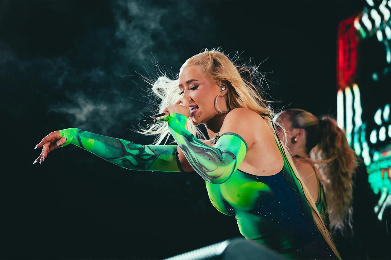 Pitbull & Iggy Azalea @ Jiffy Lube Live — tastemakers