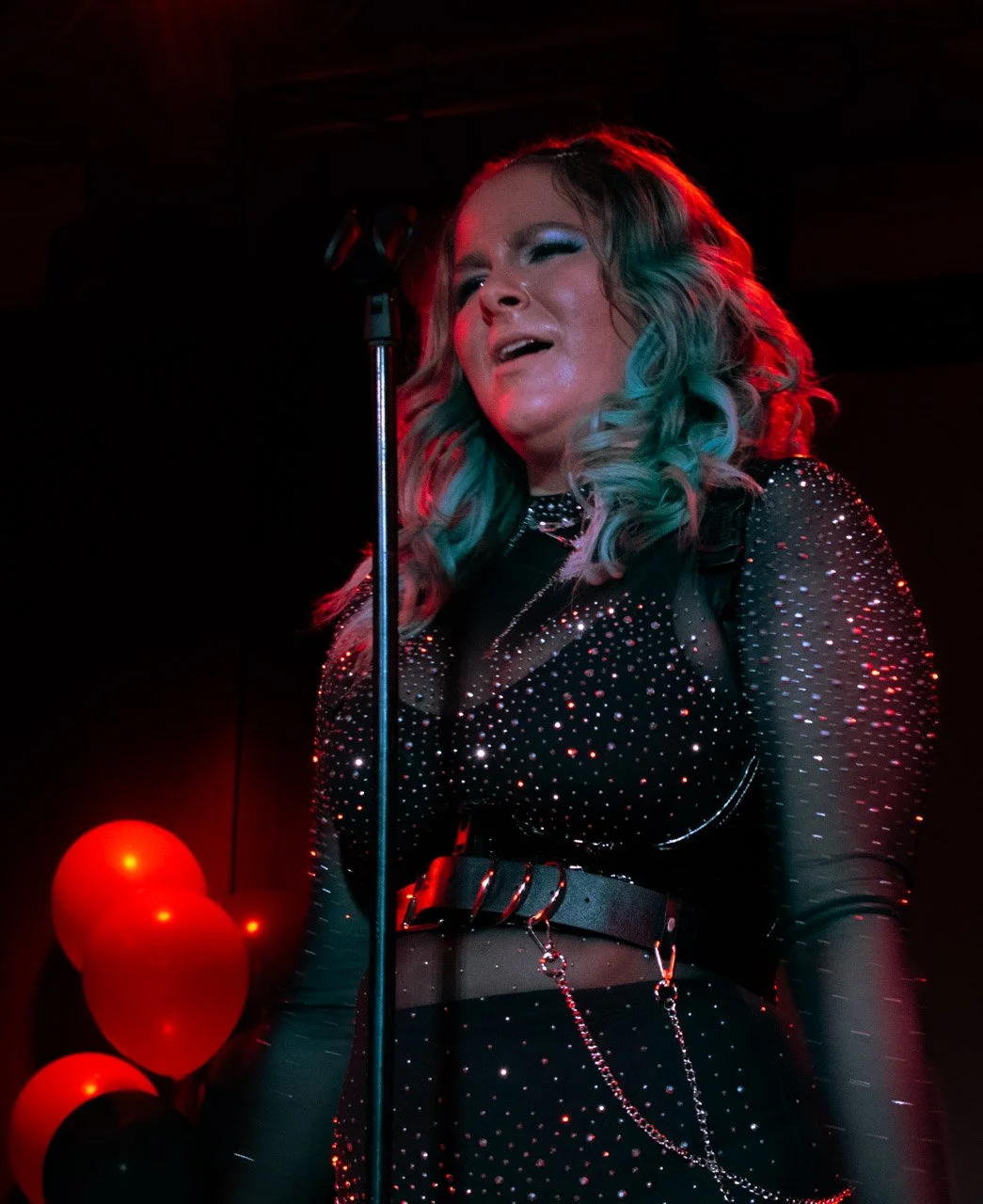 Emlyn @ Sonia — Tastemakers Music Magazine