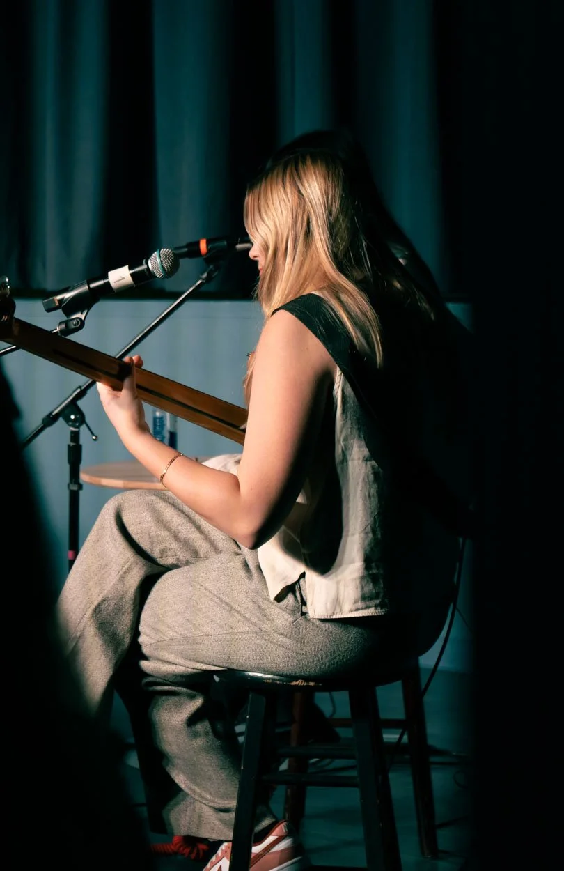 Sarah Kinsley @ AfterHours — Tastemakers Music Magazine