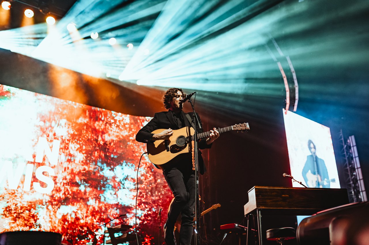 Dean Lewis @ TD Garden — Tastemakers Music Magazine