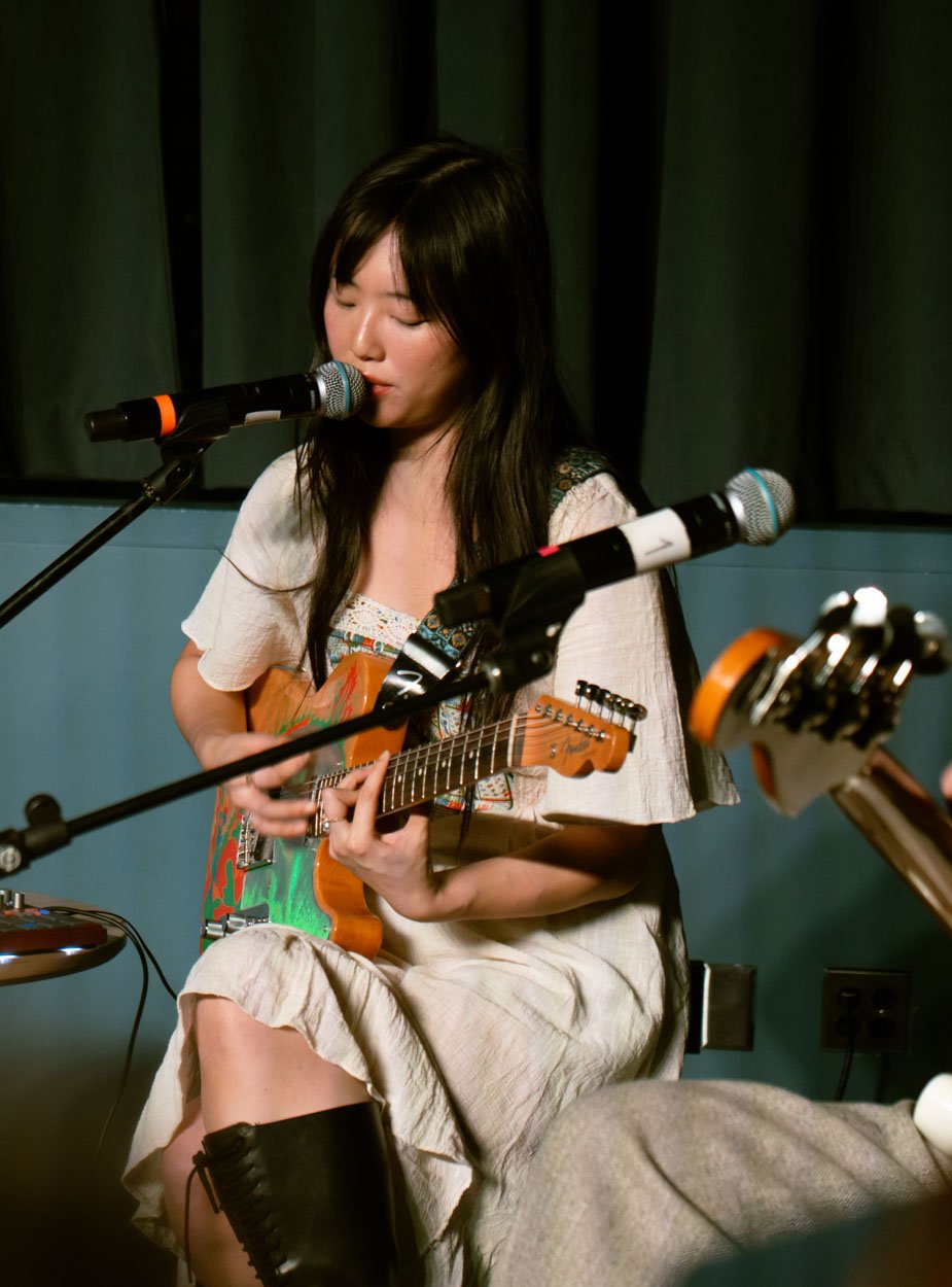 Sarah Kinsley @ AfterHours — Tastemakers Music Magazine