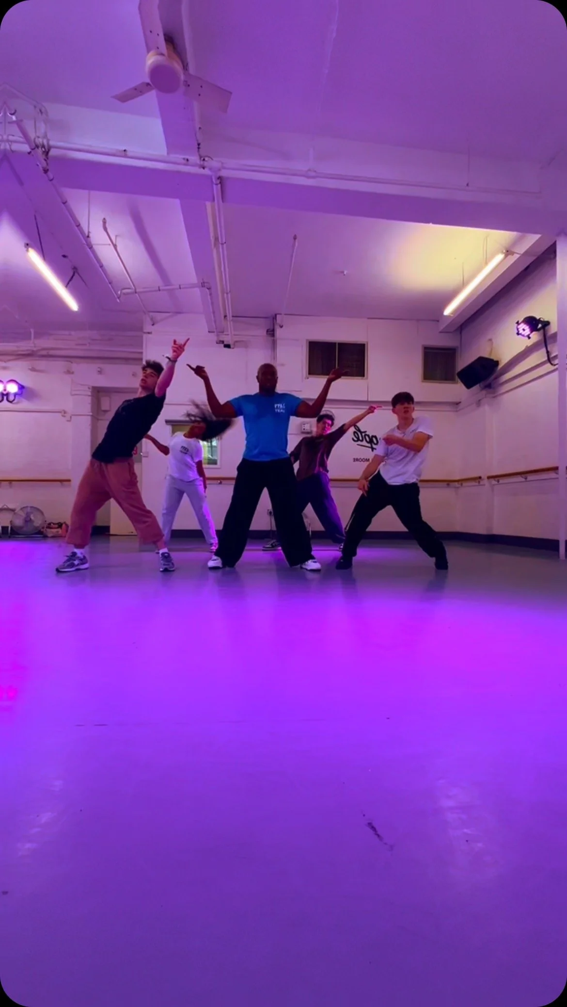 Performing Arts Classes — Pineapple Performing Arts School