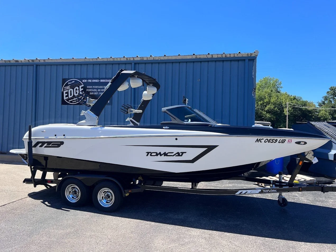 Shop boats — The Edge - Boating - Watersports - Snowboarding ...