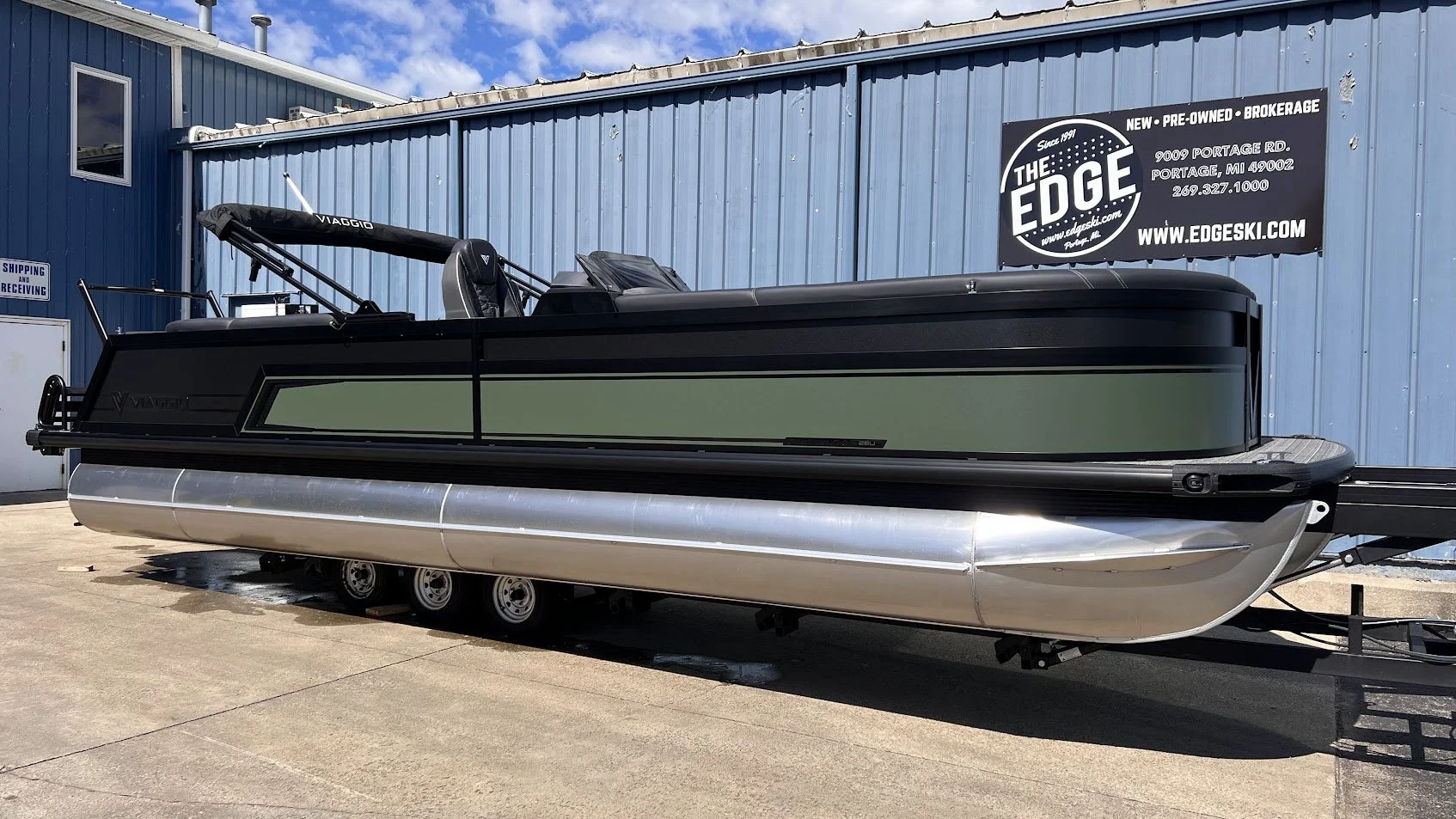 Shop boats — The Edge - Boating - Watersports - Snowboarding ...