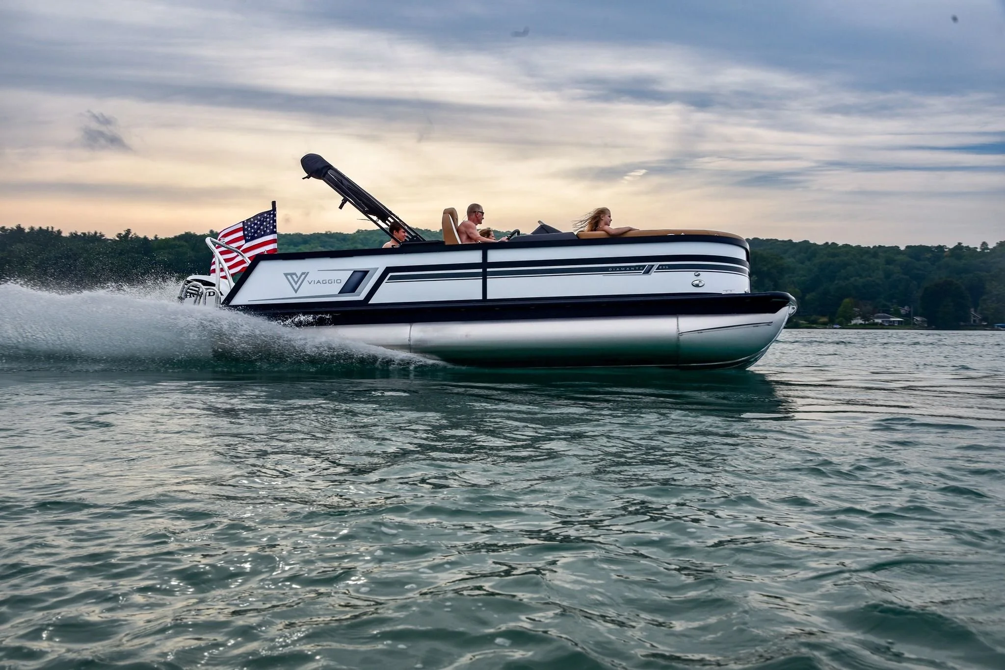 The Edge - Boating - Watersports - Snowboarding - Skateboarding