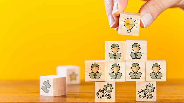 What Makes a Great Virtual Assistant? Qualities to Look Out For — Smart ...
