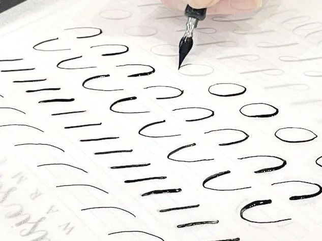 A Handful Of Letters - Orlando Calligrapher, Engraver and Bottle Painter