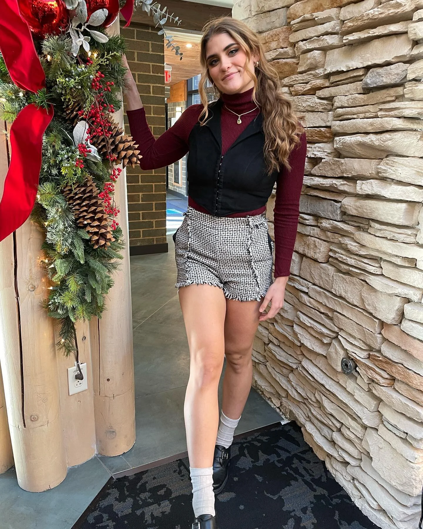 About — Ellie Roddy