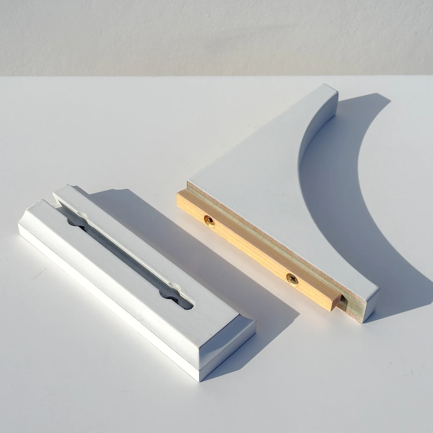 Solid Oak Shelf Brackets - Stylish modern design - Hidden fixings - 3 ...