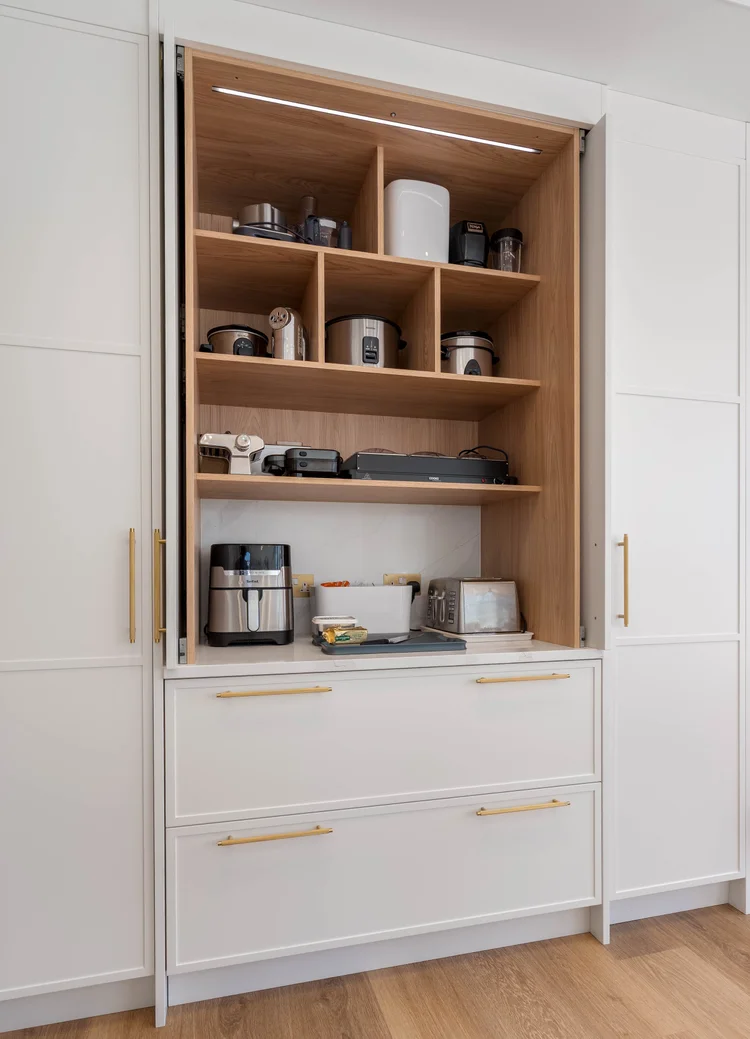 Micro Shaker Kitchen — Kemp Kitchen Design Studio