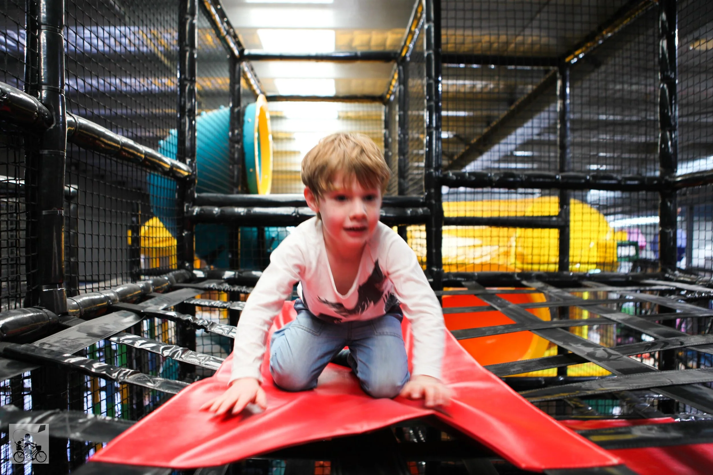 The BEST Kids Birthday Party Ideas by Theme! — Mamma Knows Parties ...