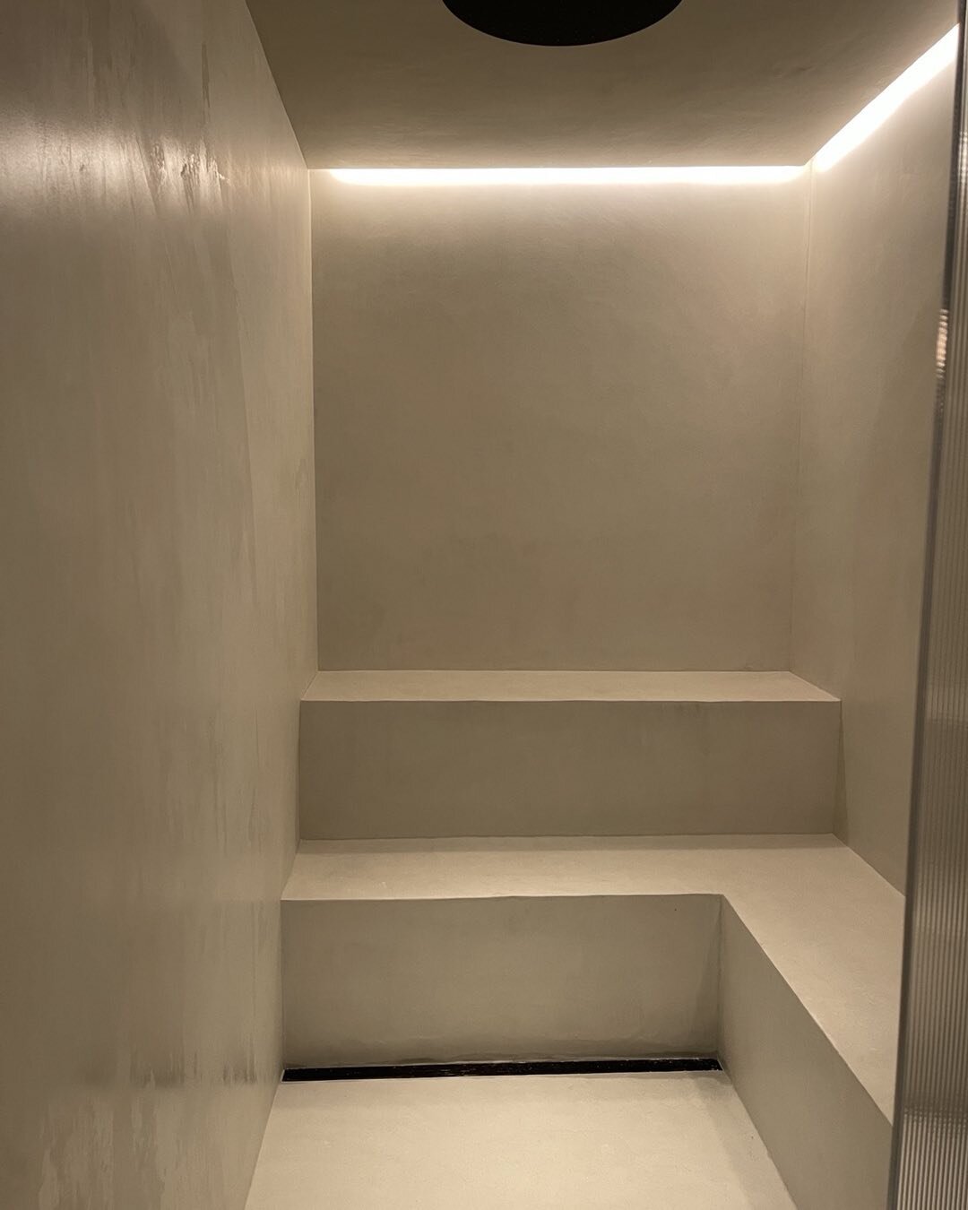 Parlez-vous “Platre?”: — New Age Artisans