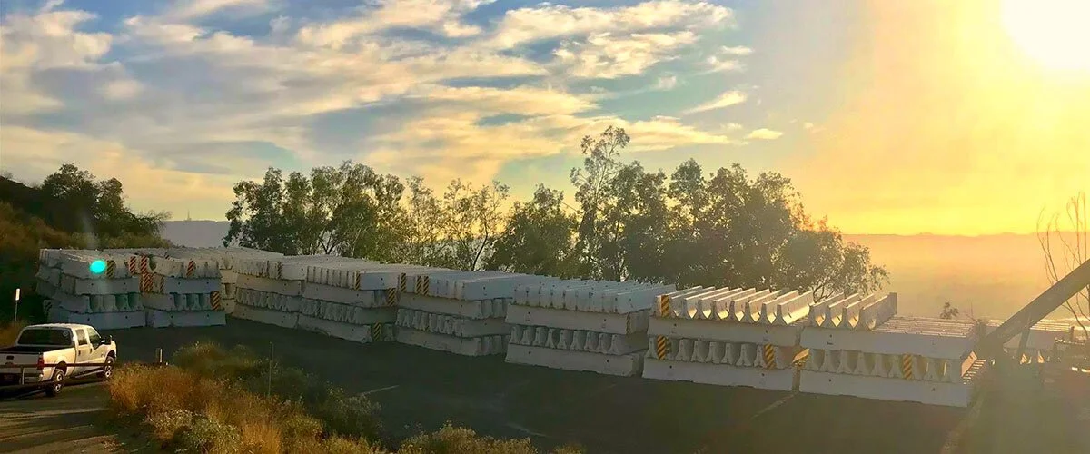 K-Rail Sacramento CA | Sacramento Concrete Barriers — Ellis Equipment, Inc.