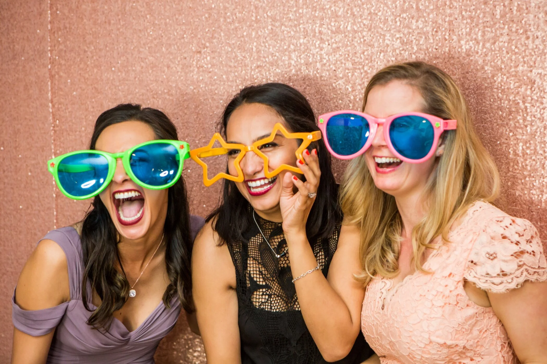 Frame Worthy Photo Booths Page — Danny Lewis Photography