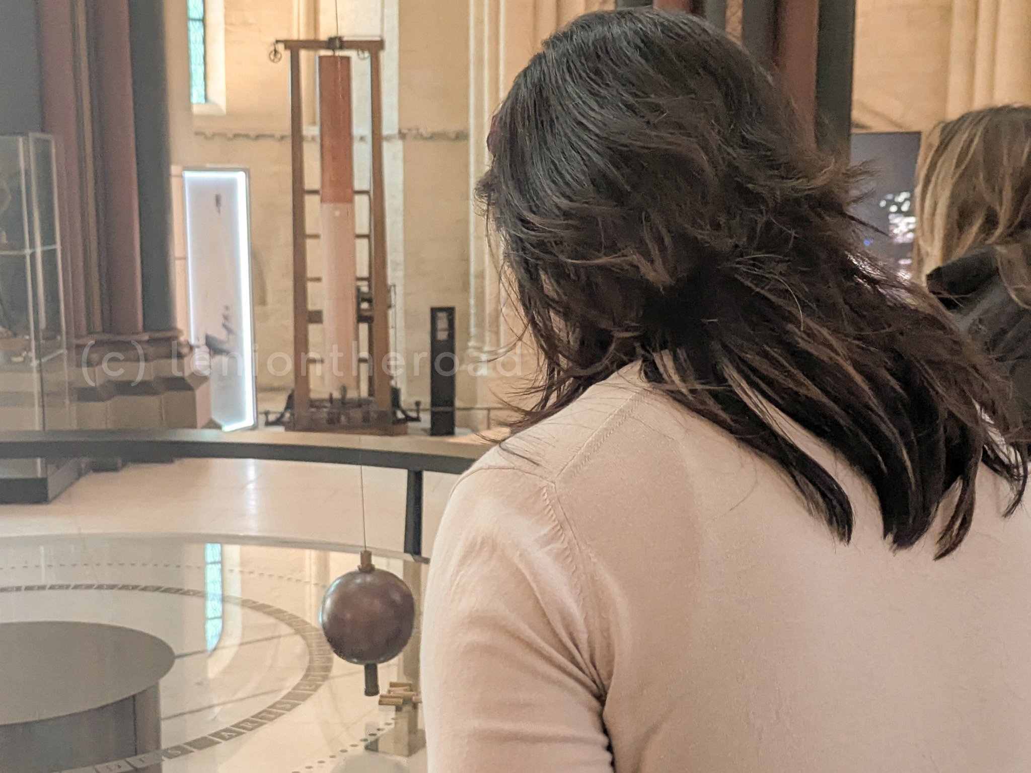 Flop! Exhibit of Failures — Leni on the Road