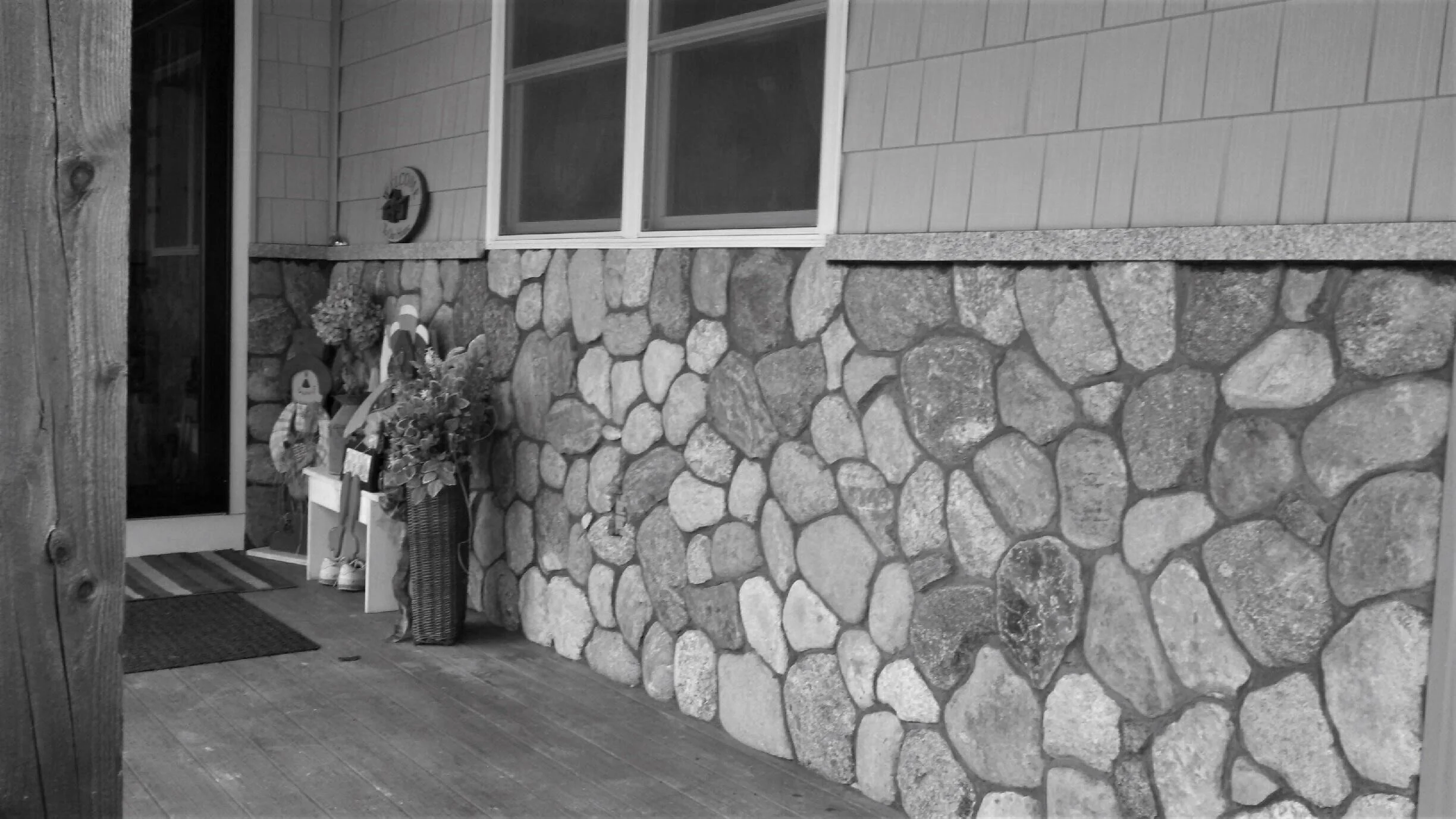 round stone veneer — New Hampshire Natural Stone Veneer