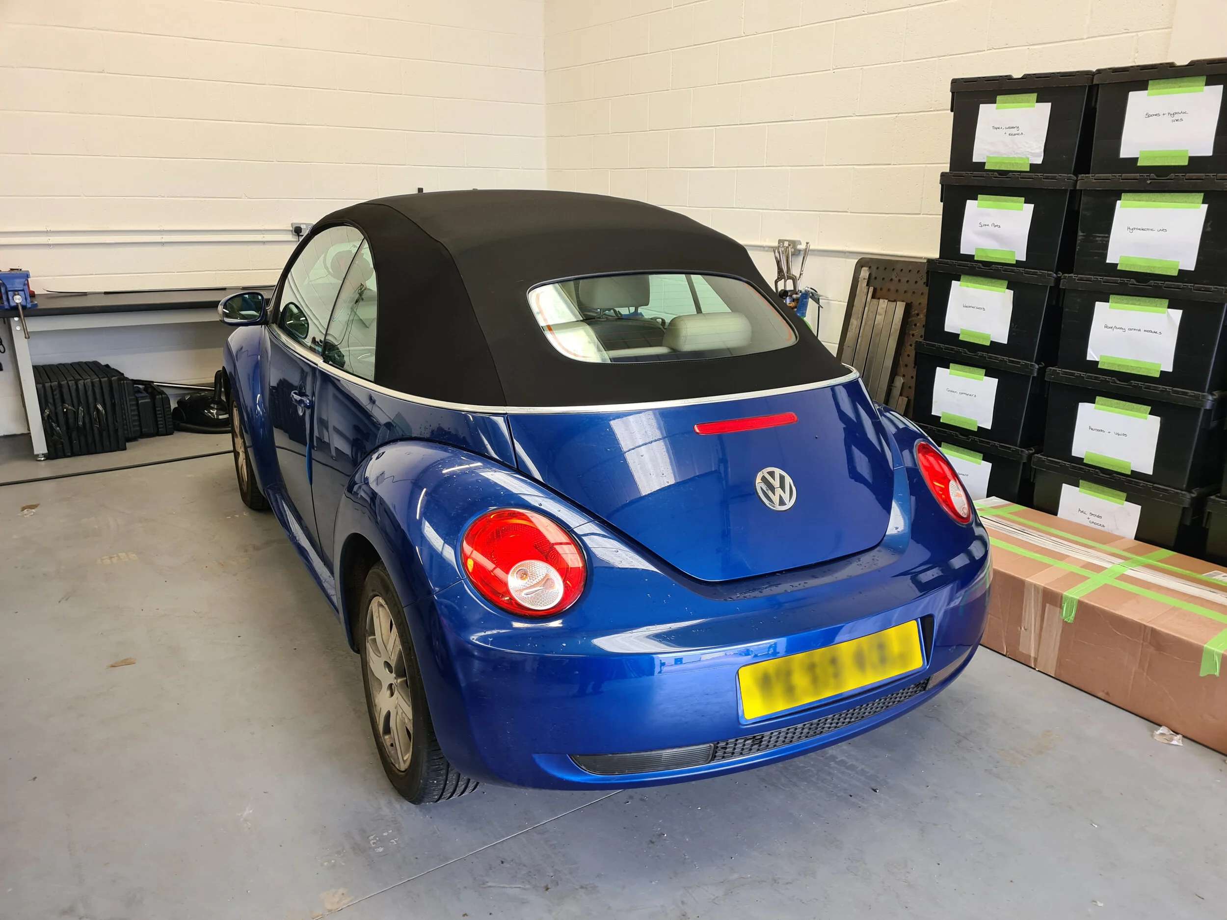 Volkswagen Replacement Car Hoods & Soft Tops — HoodTech