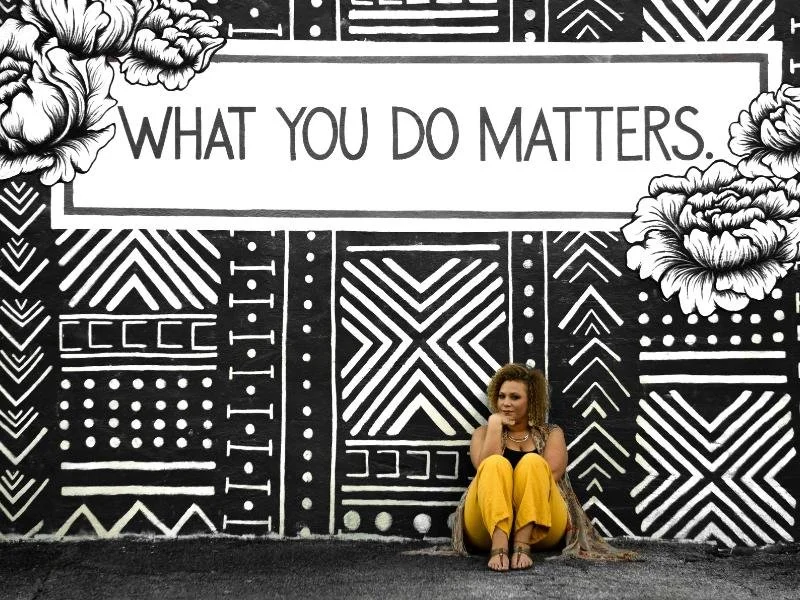 How to Make Money as an Illustrator or Hand Letterer Online—7 Ways to ...