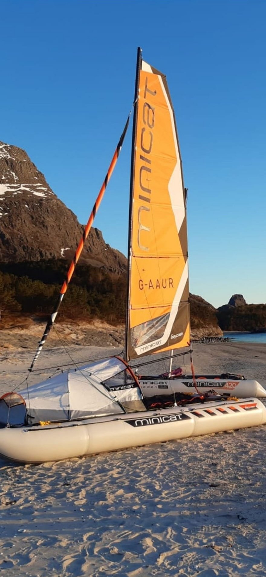 MiniCat 520 Explorer | Sailing Awaits