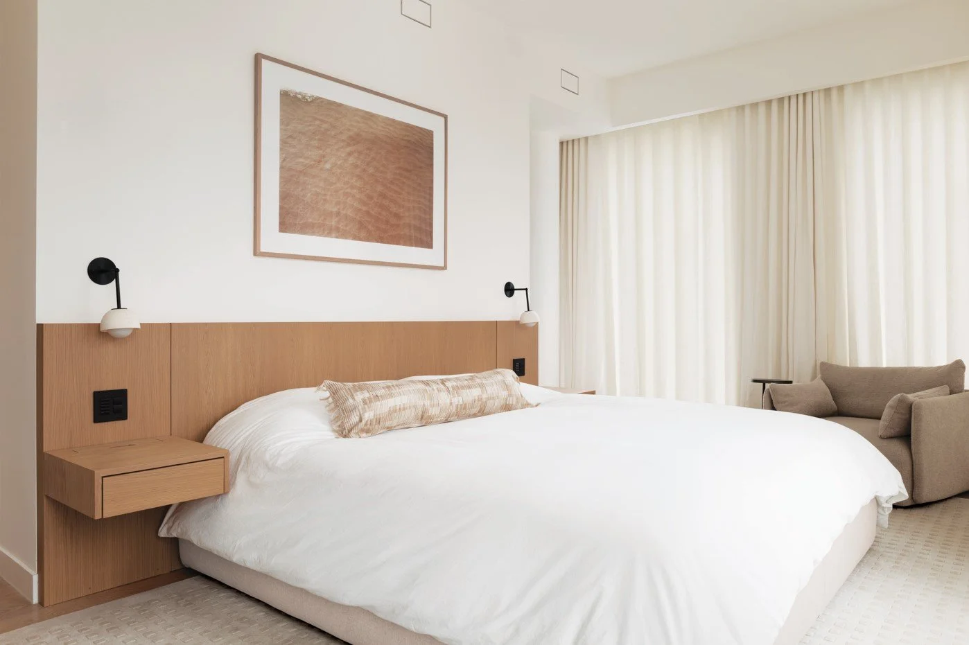 Dumbo Residence | Brooklyn Penthouse Interior by Laseu Studio — LASEU