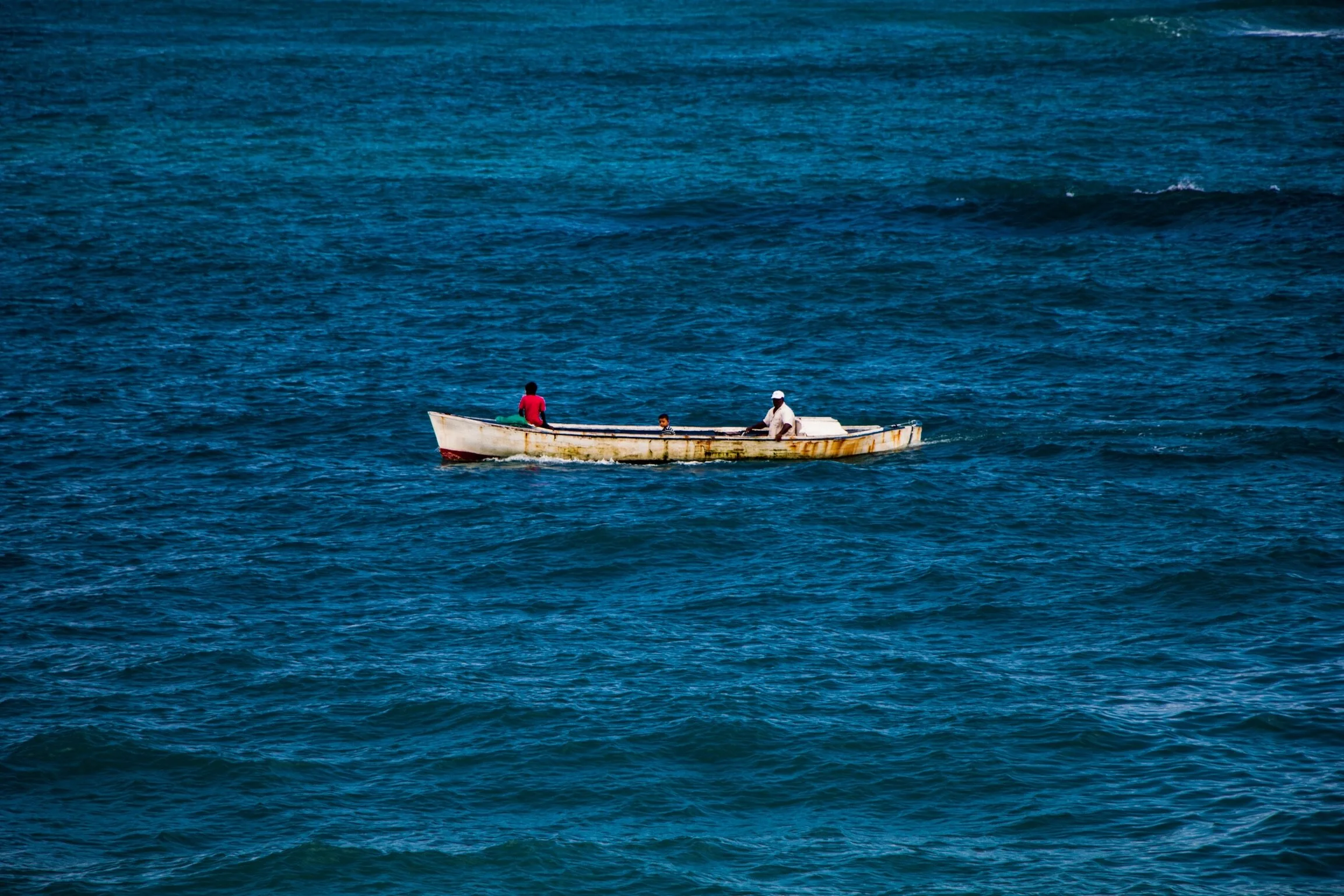 Roatan Guide — Roatan Tourism Bureau