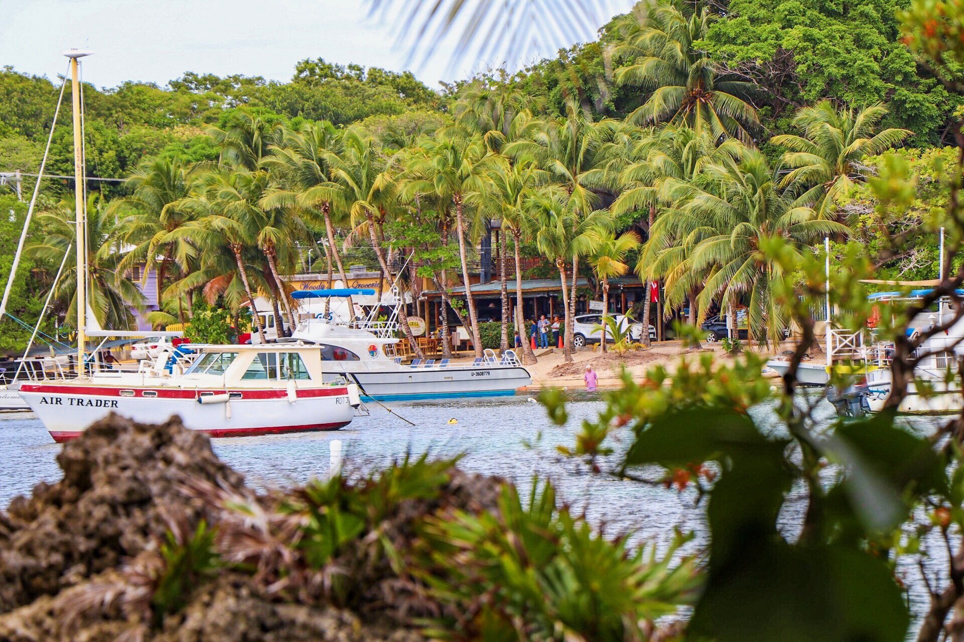 Roatan Communities — Roatan Tourism Bureau