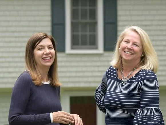 The Laurie Detwiler Team at William Raveis