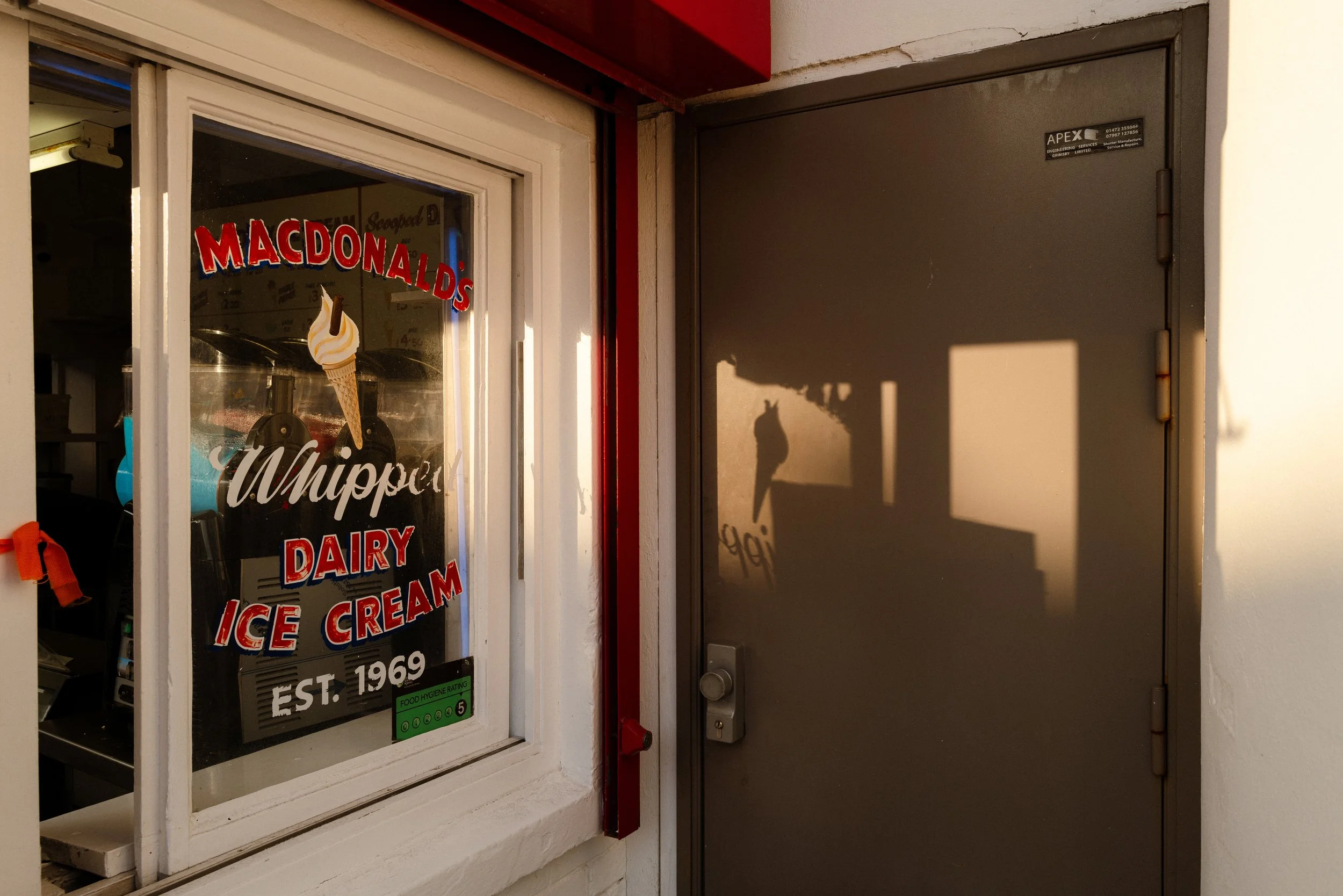 The British Seaside from a Street Photographers Perspective — Mike Chudley