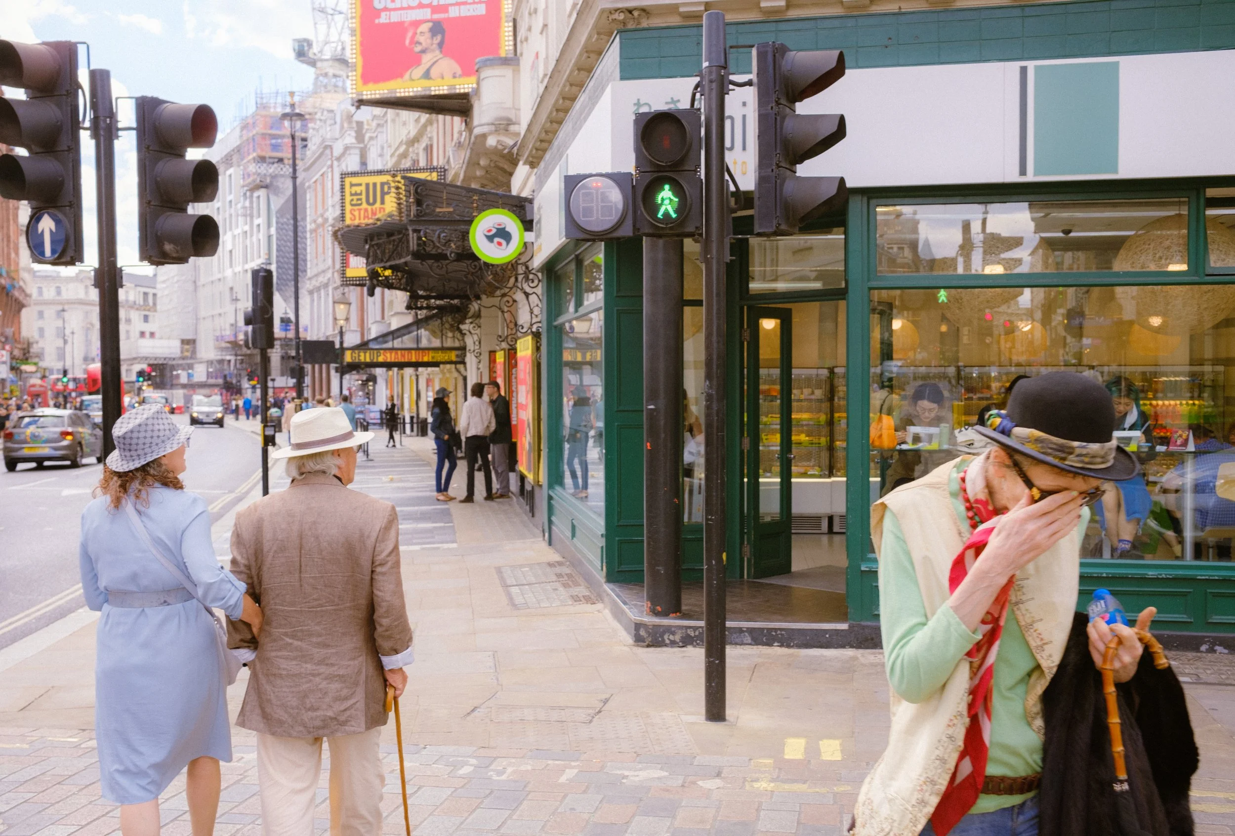 London Street Photography — Mike Chudley