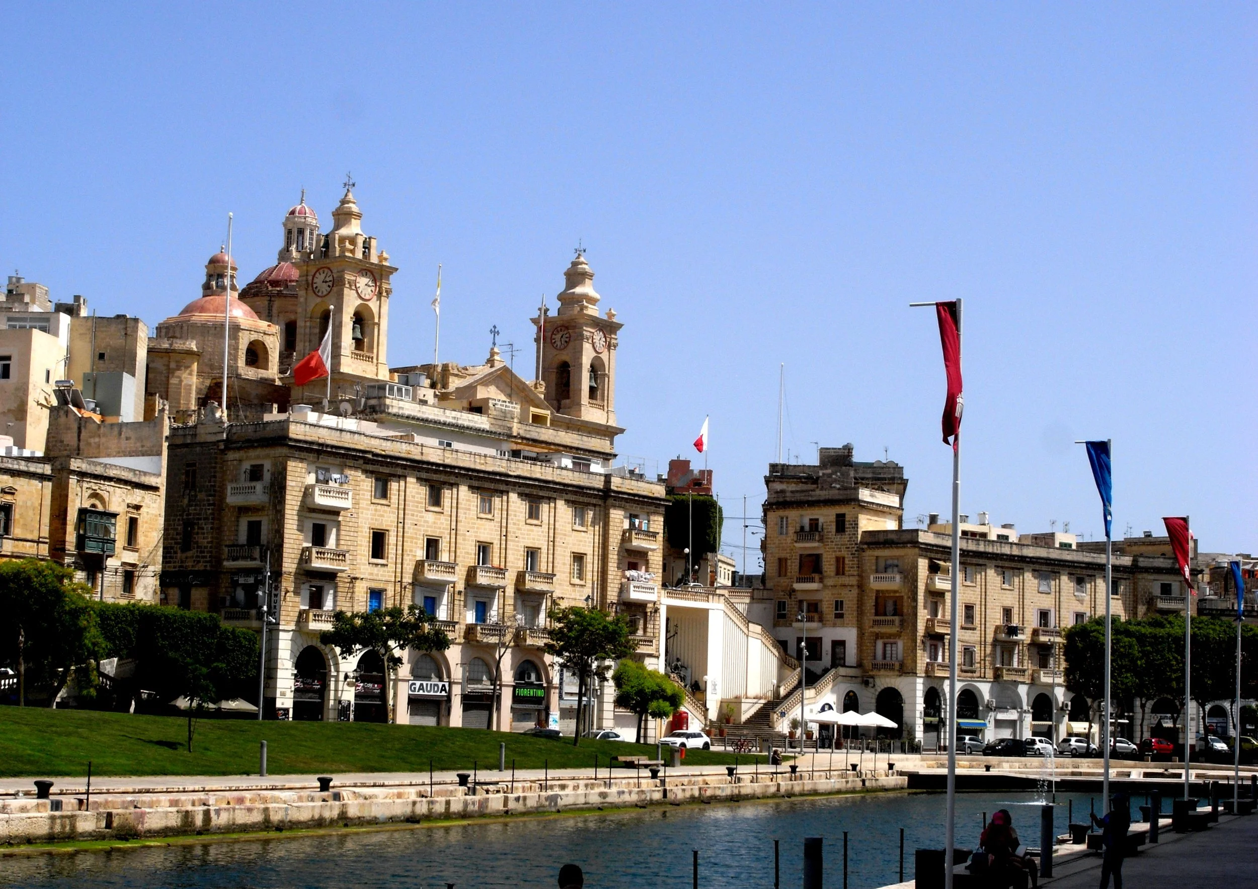 Cospicua: Ix-Xatt ta' Bormla — Buildings of Malta