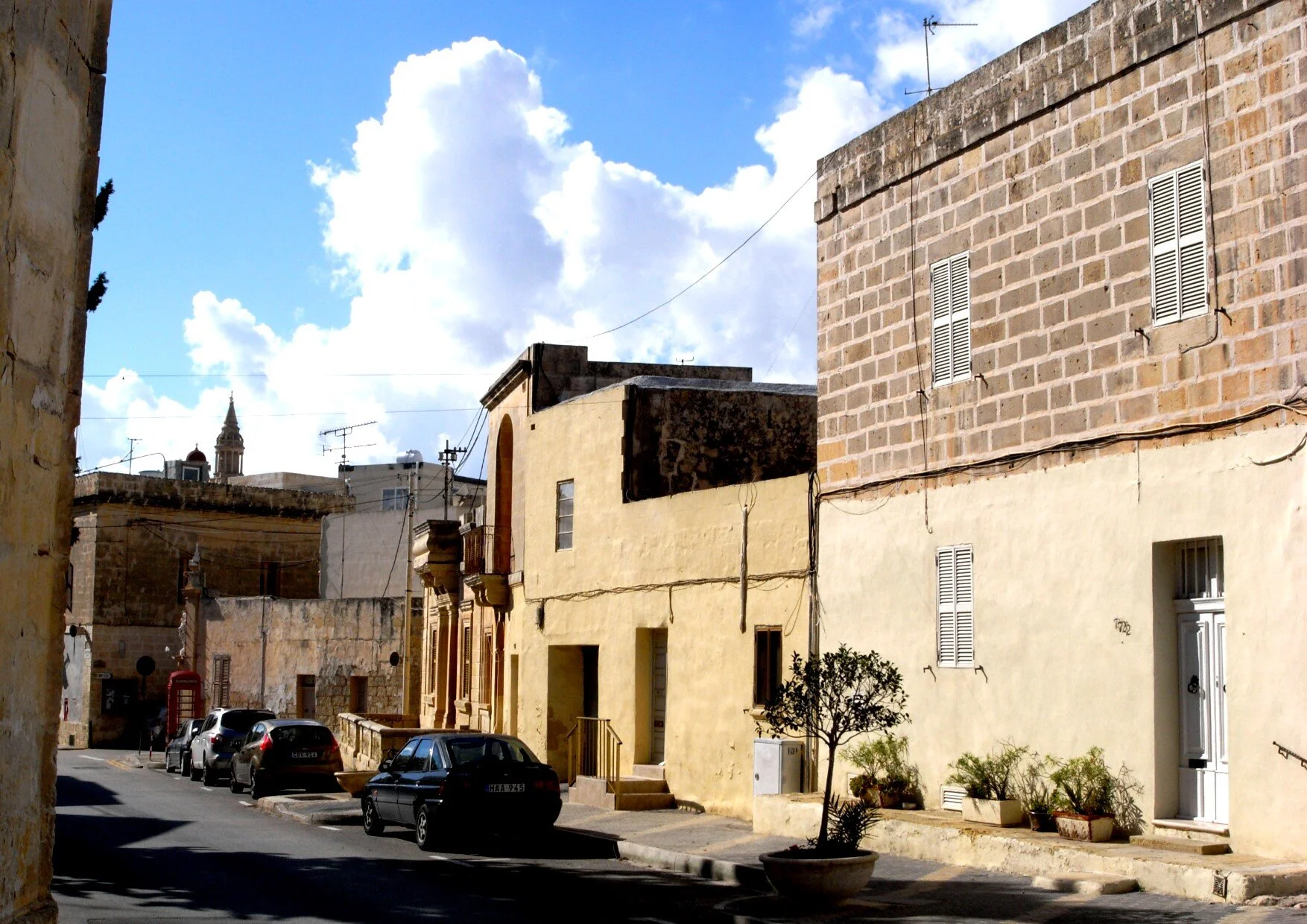 Gudja: Triq Raymond Caruana — Buildings of Malta