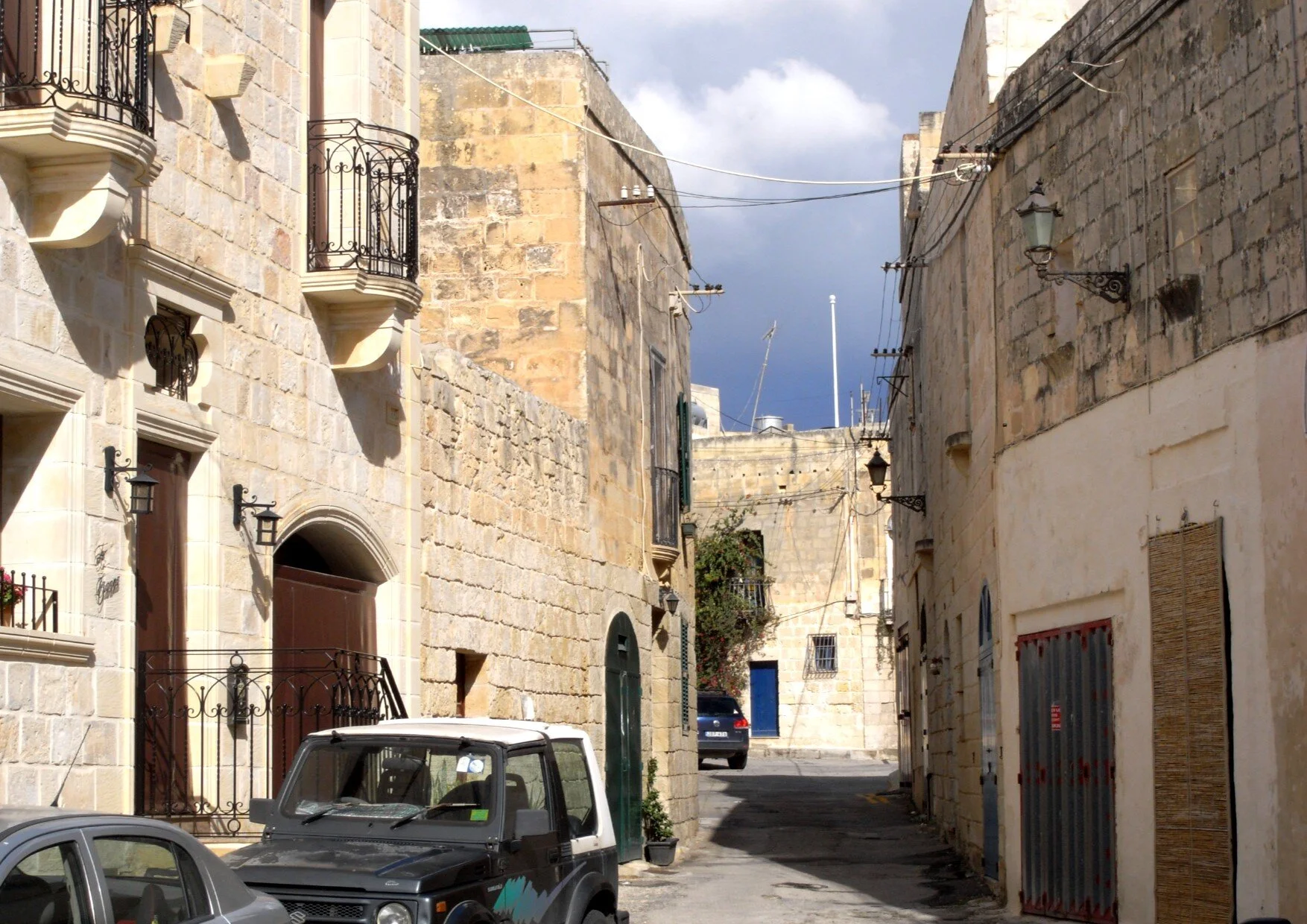 Gudja: Triq Santa Katerina — Buildings of Malta