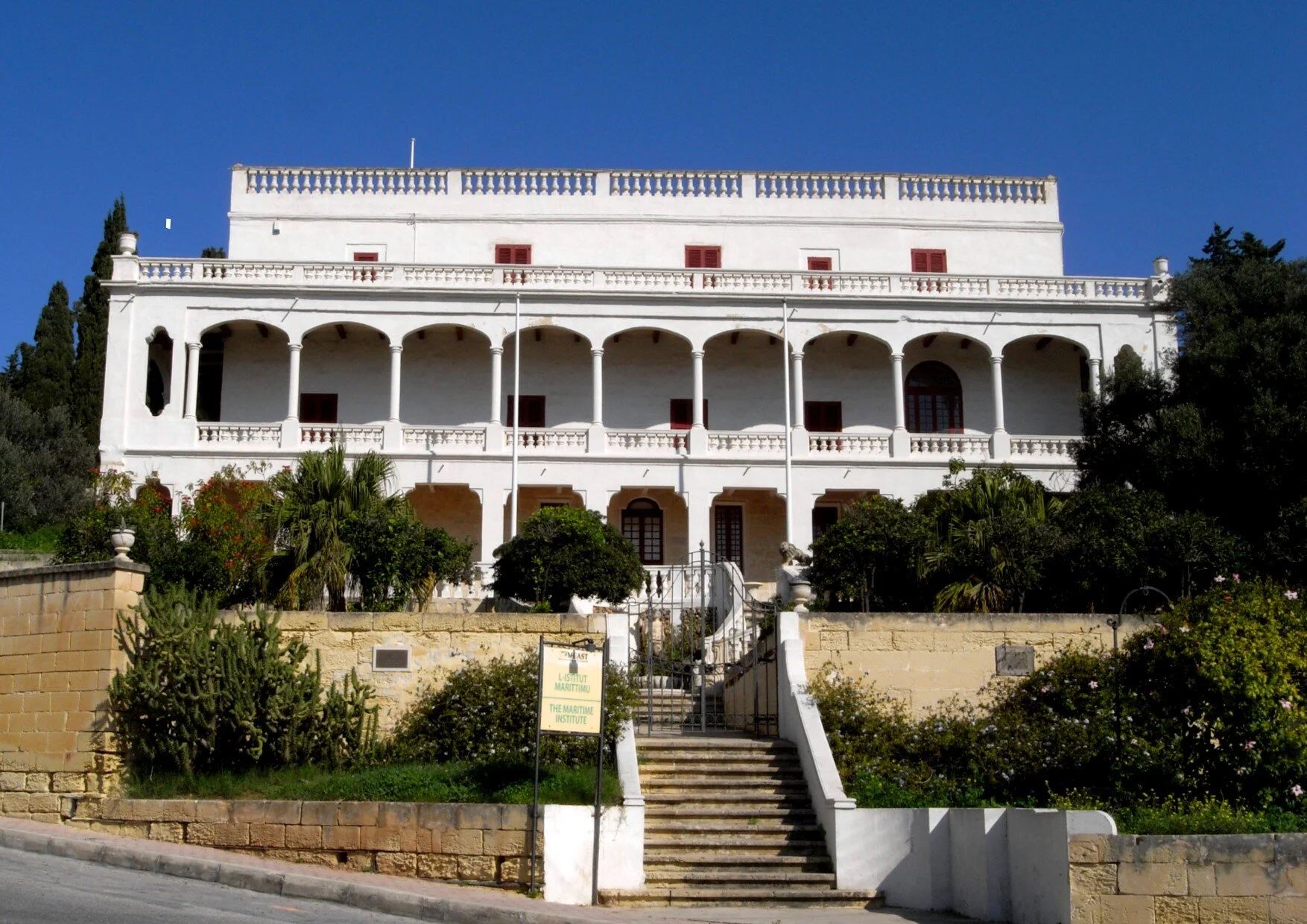 Kalkara: Villa Portelli — Buildings of Malta