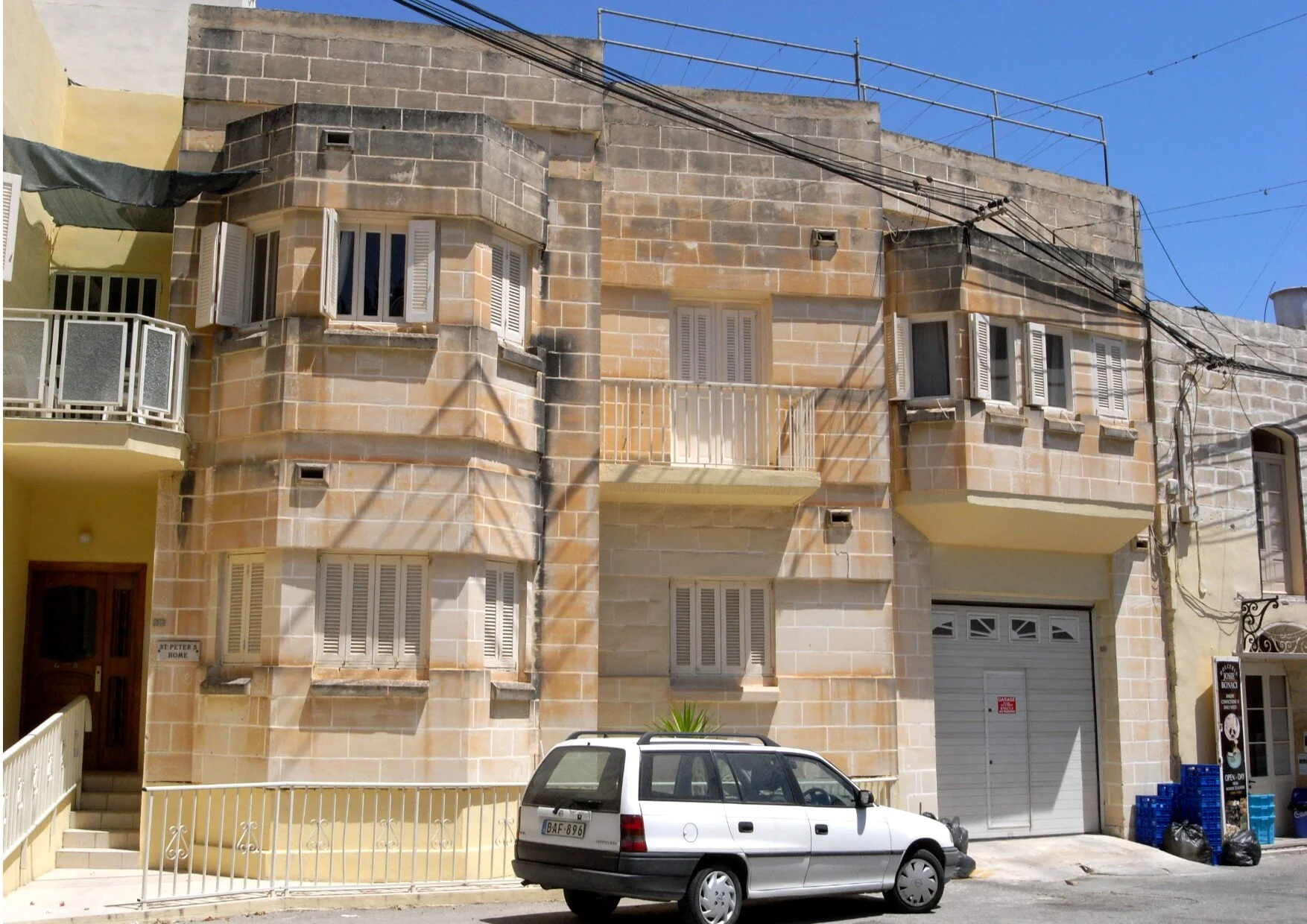 Lija: Triq Sir Ugo Mifsud — Buildings of Malta
