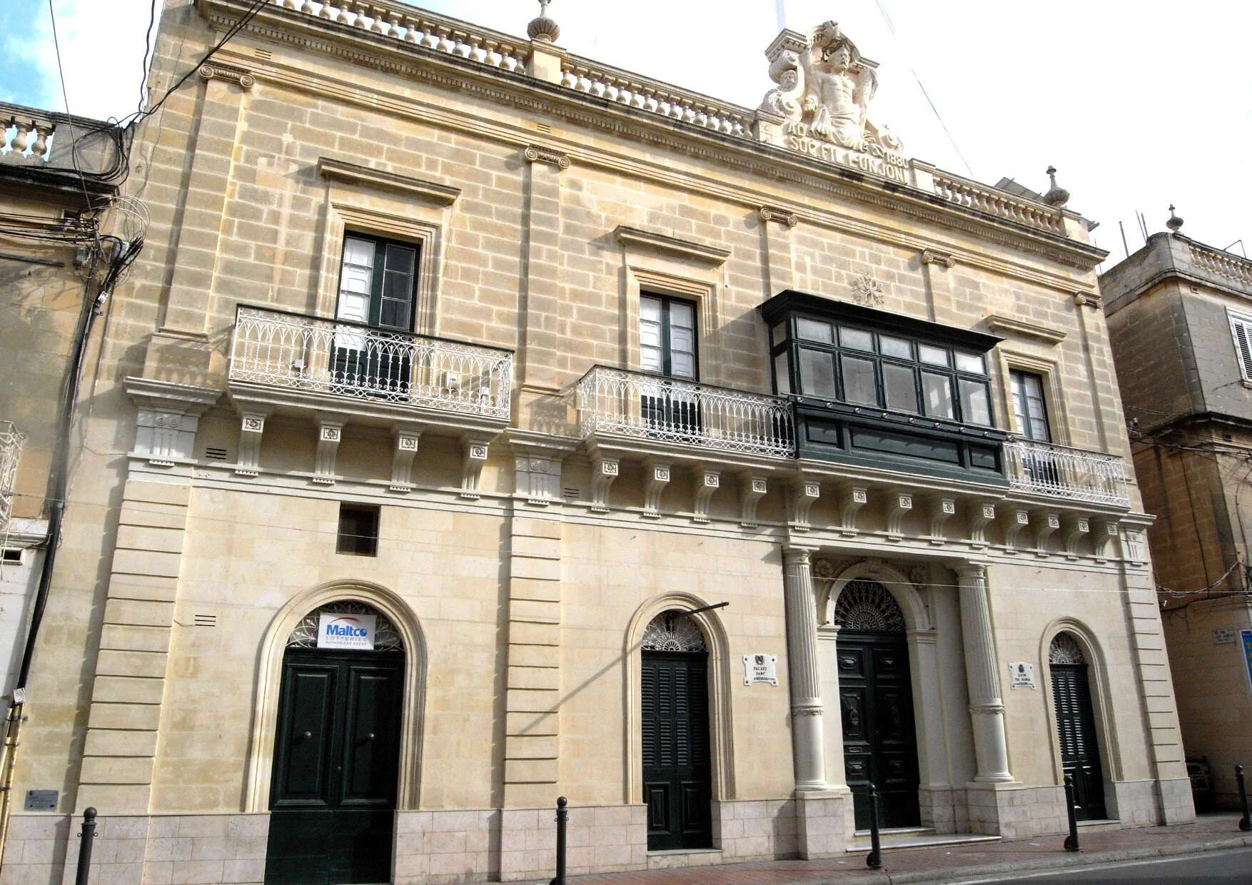 Luqa — Buildings of Malta