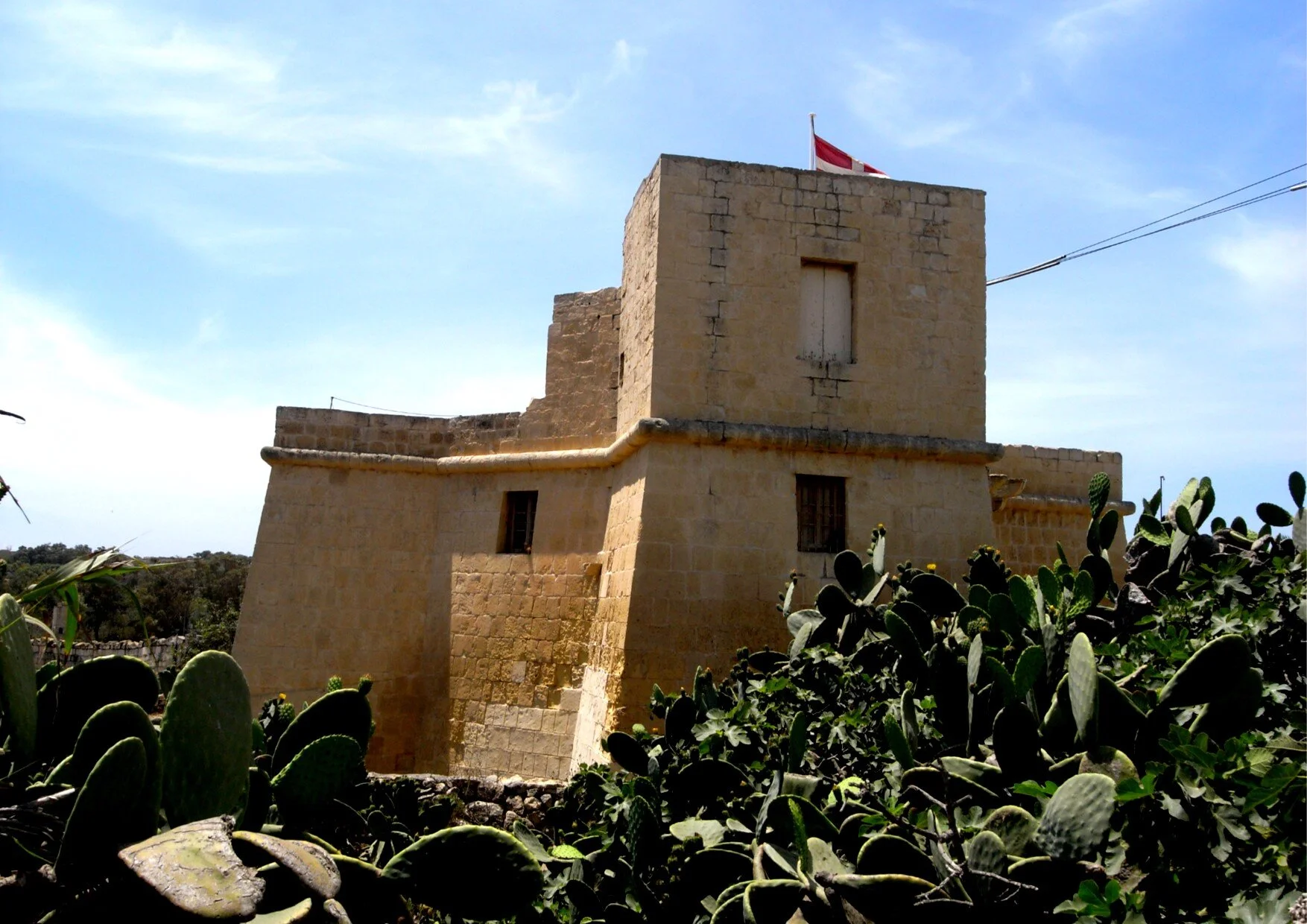 Marsascala: Mamo Tower — Buildings of Malta