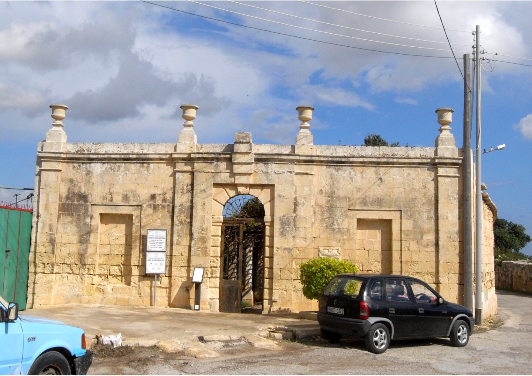 Safi — Buildings of Malta