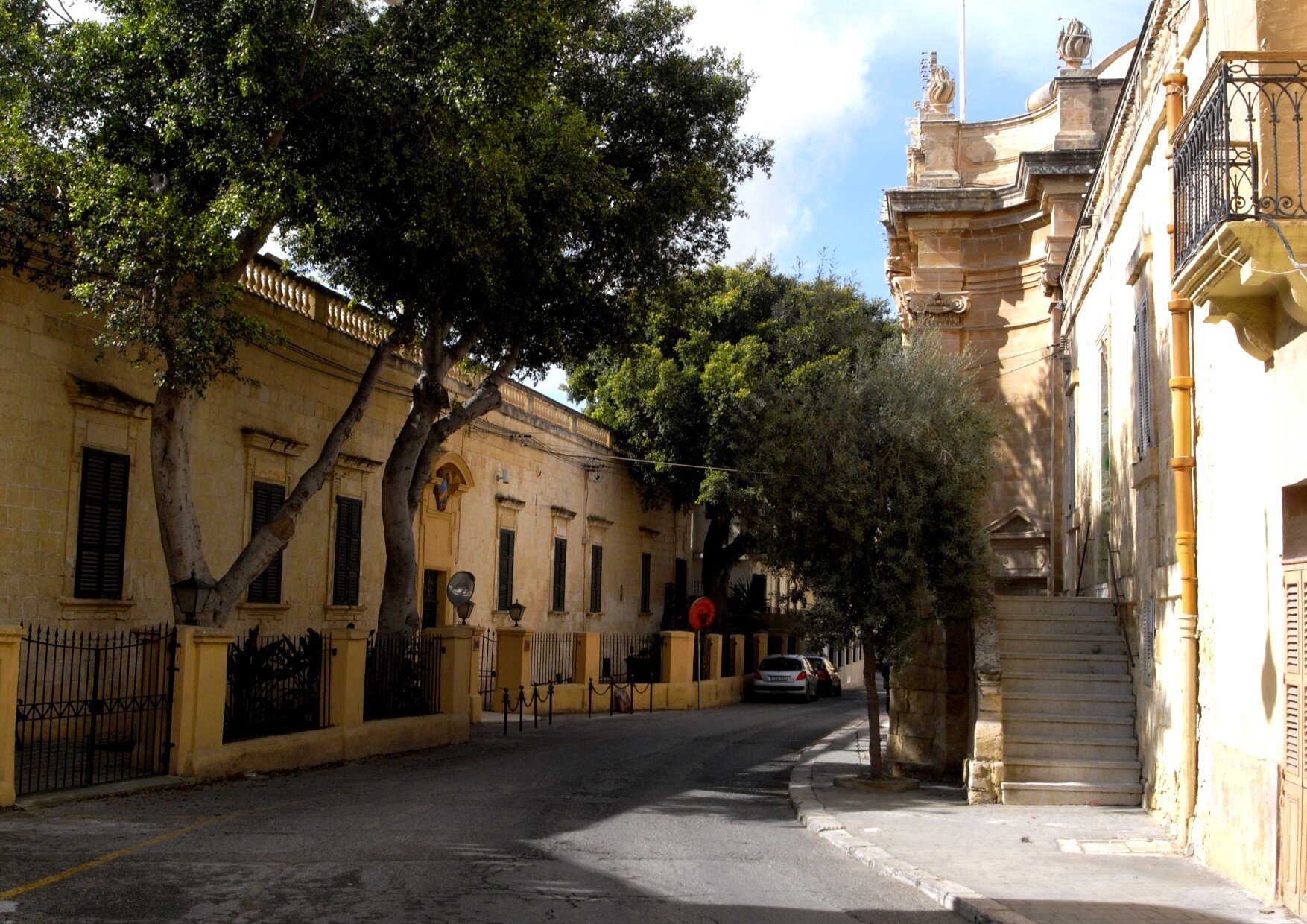 Tarxien: Triq il-Kbira — Buildings of Malta