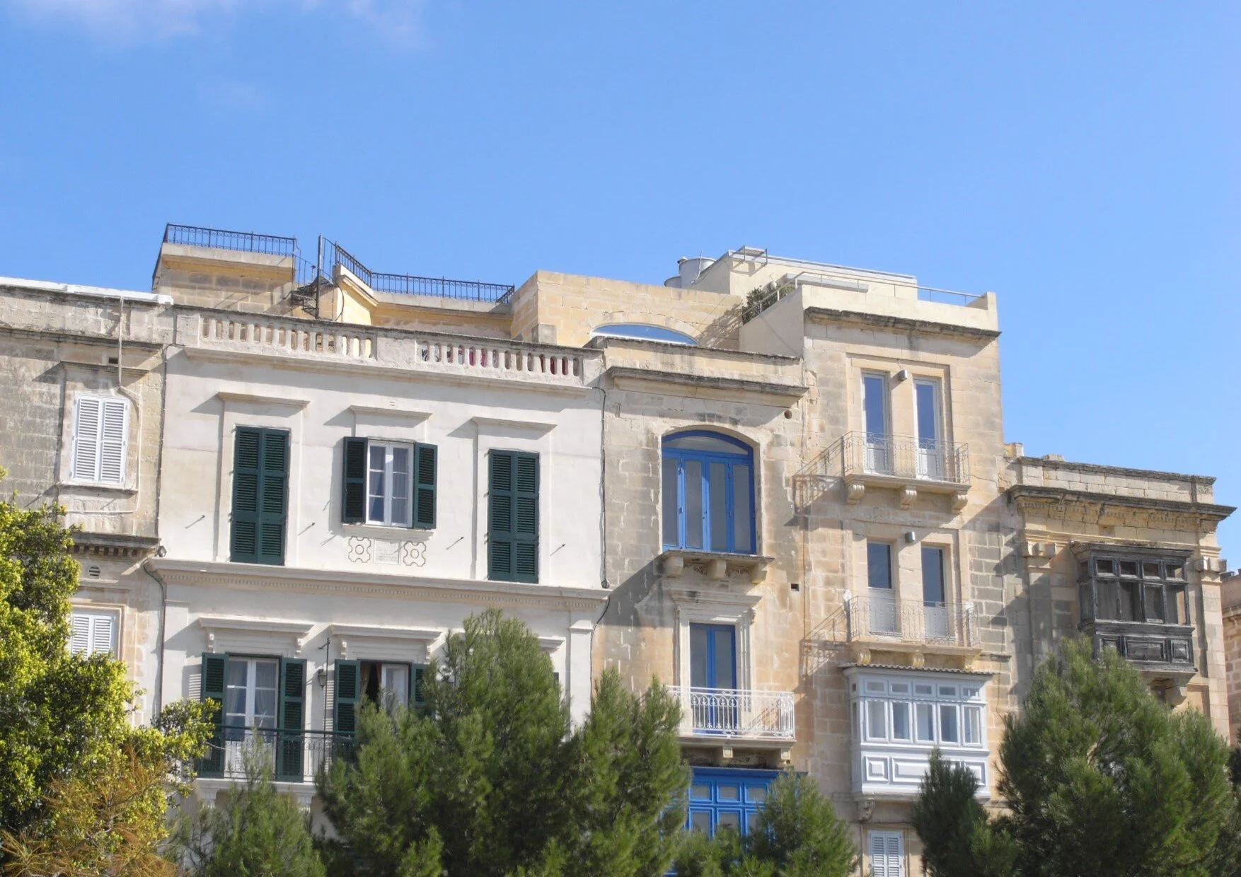 Valletta: Triq il-Mithna — Buildings of Malta