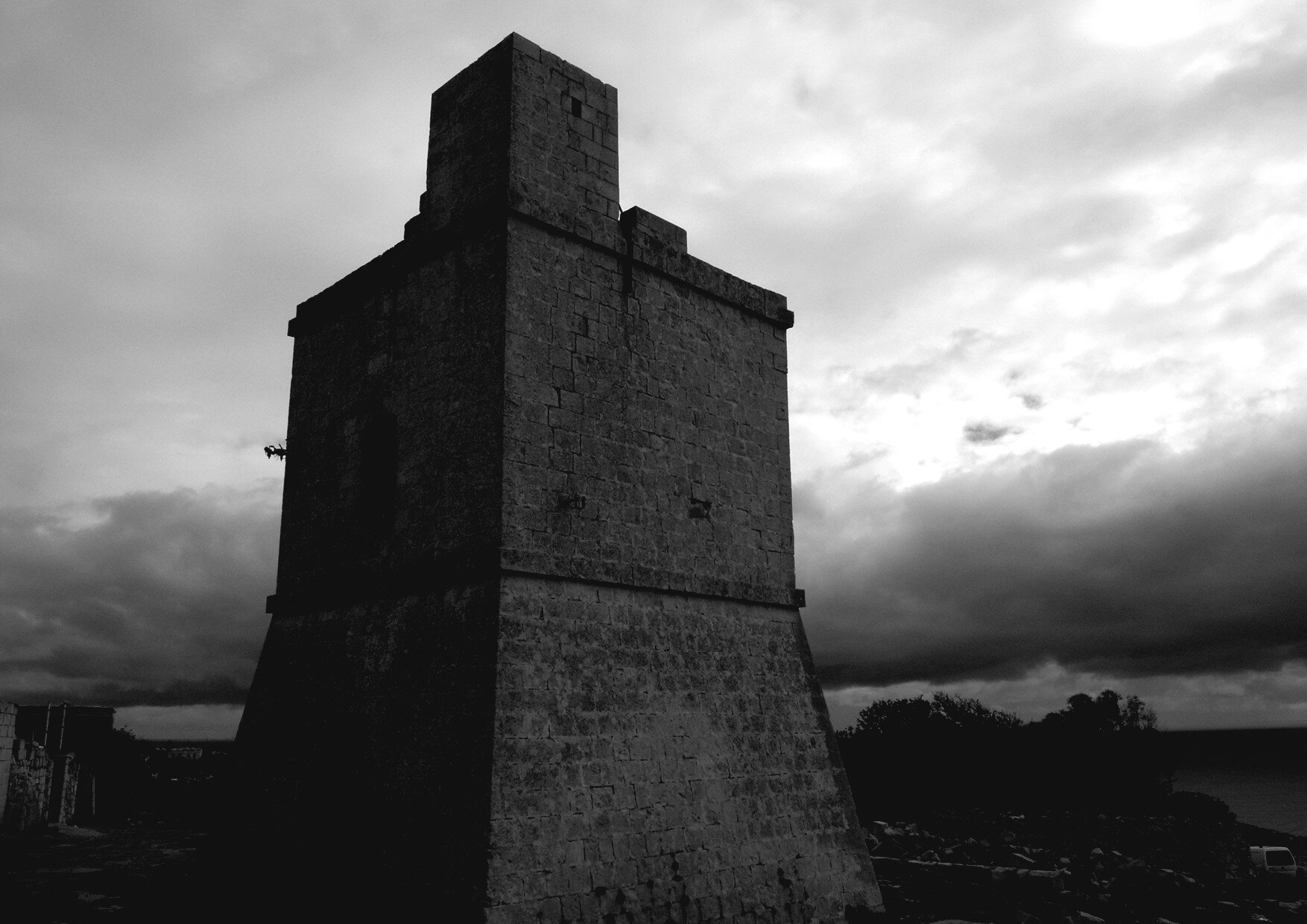 Zurrieq: Wardija Tower — Buildings of Malta