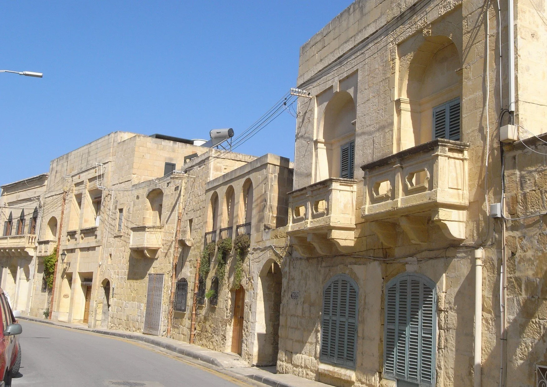 Gharb — Buildings of Malta