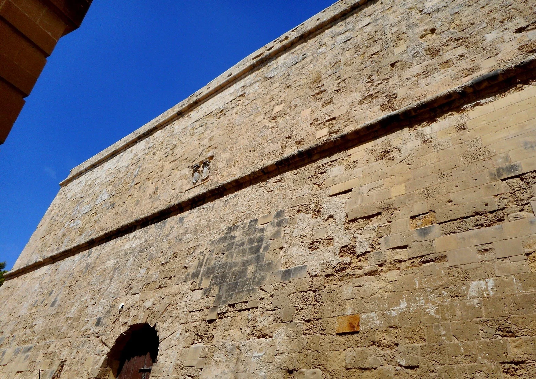 Valletta: Fortifications — Buildings of Malta