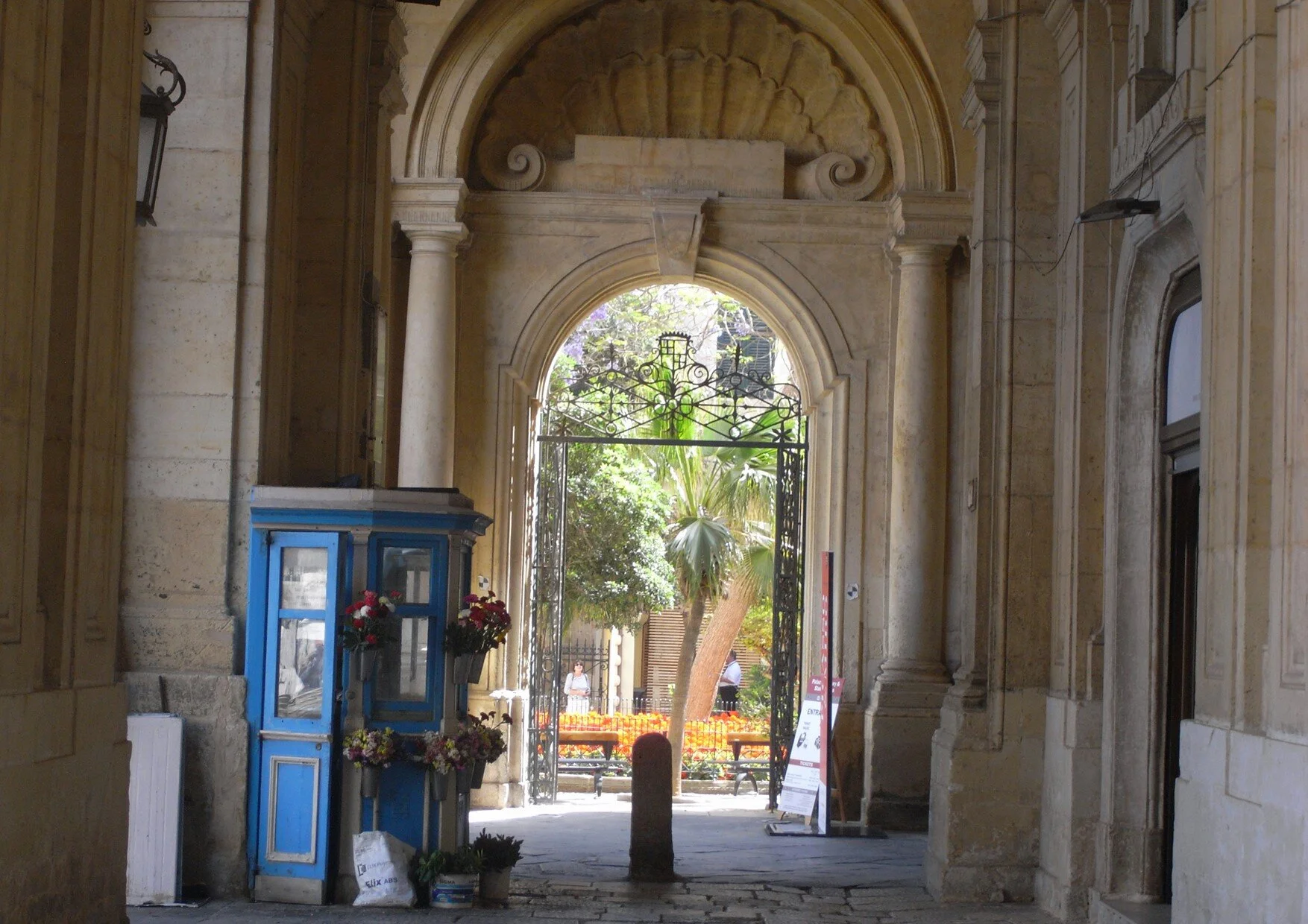 Valletta: Grandmaster's Palace — Buildings of Malta