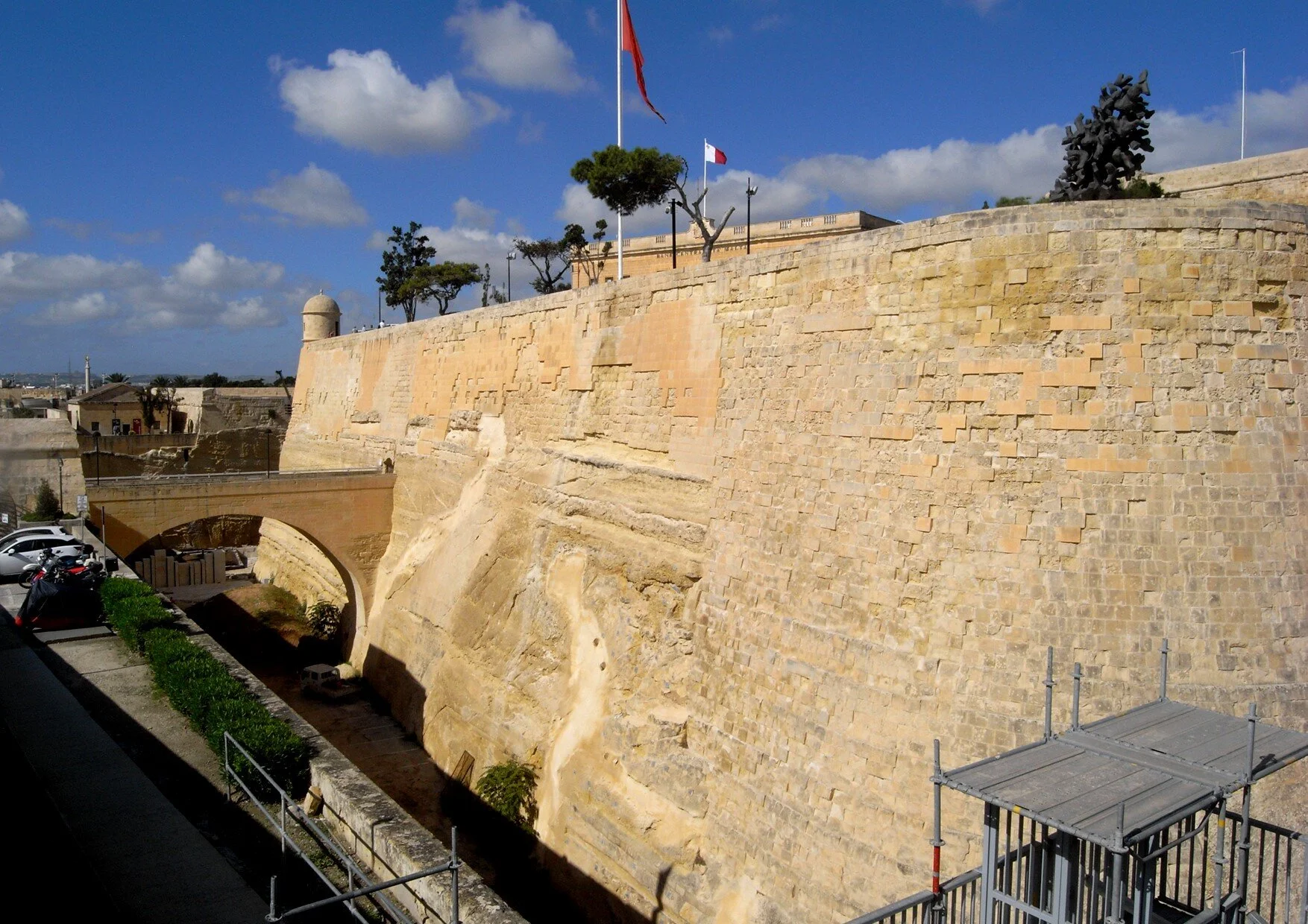 Valletta: Fortifications — Buildings of Malta