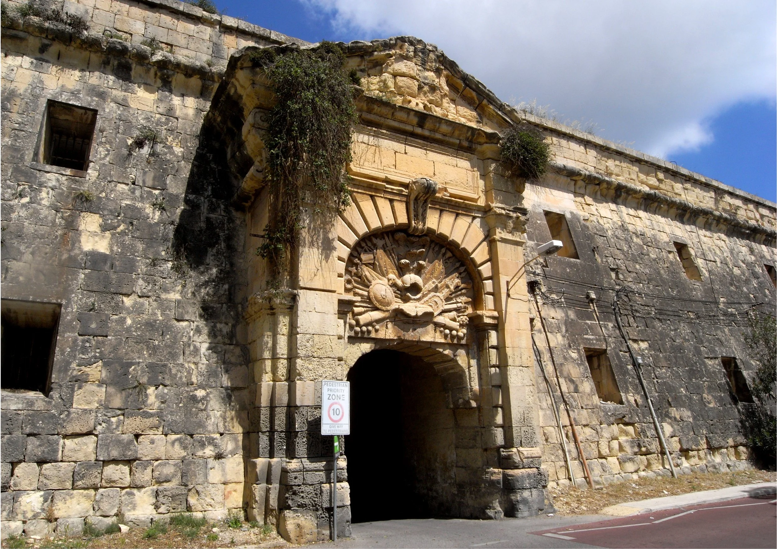 Cospicua: Fortifications — Buildings of Malta