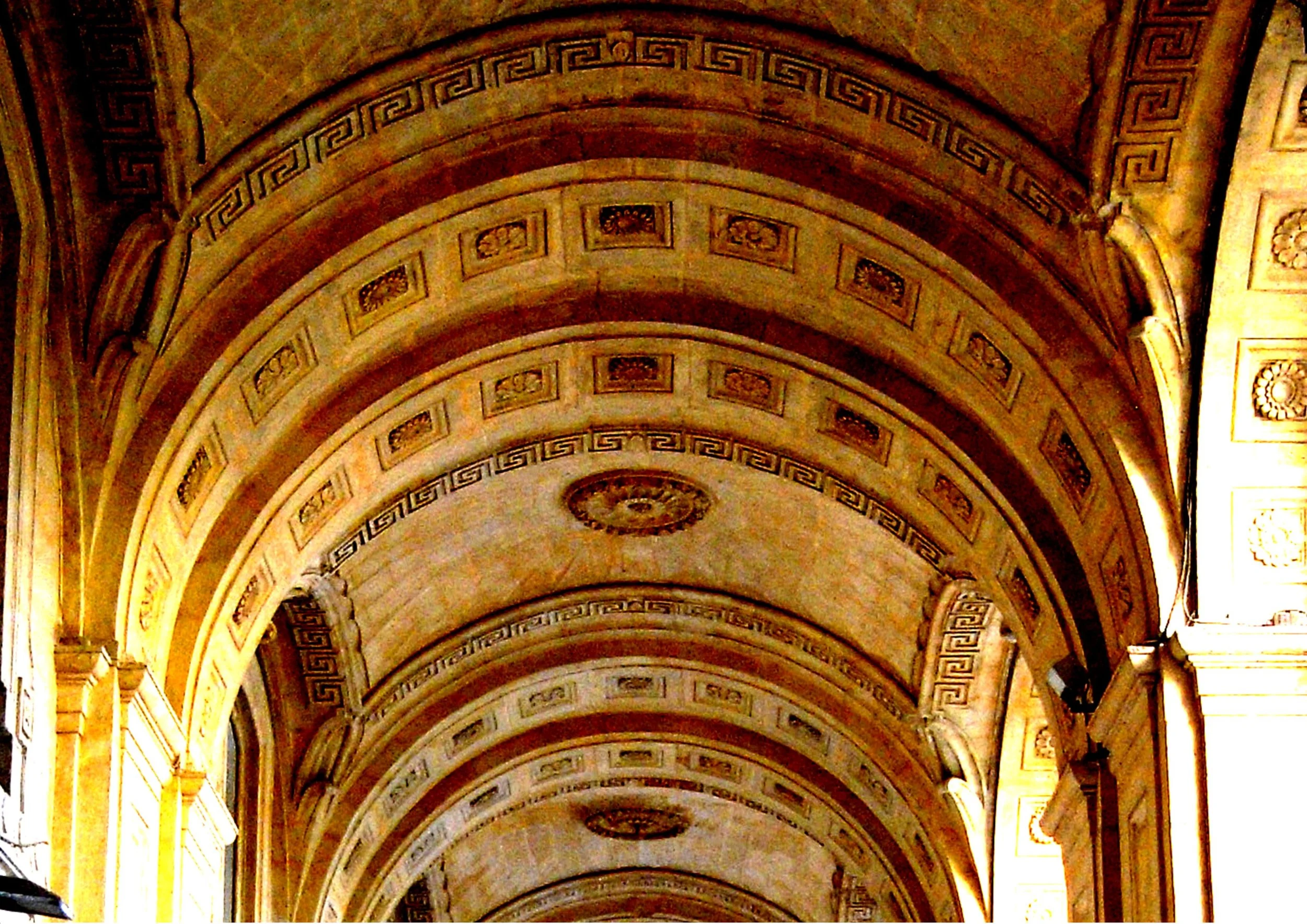 Valletta: Misrah ir-Repubblika — Buildings of Malta