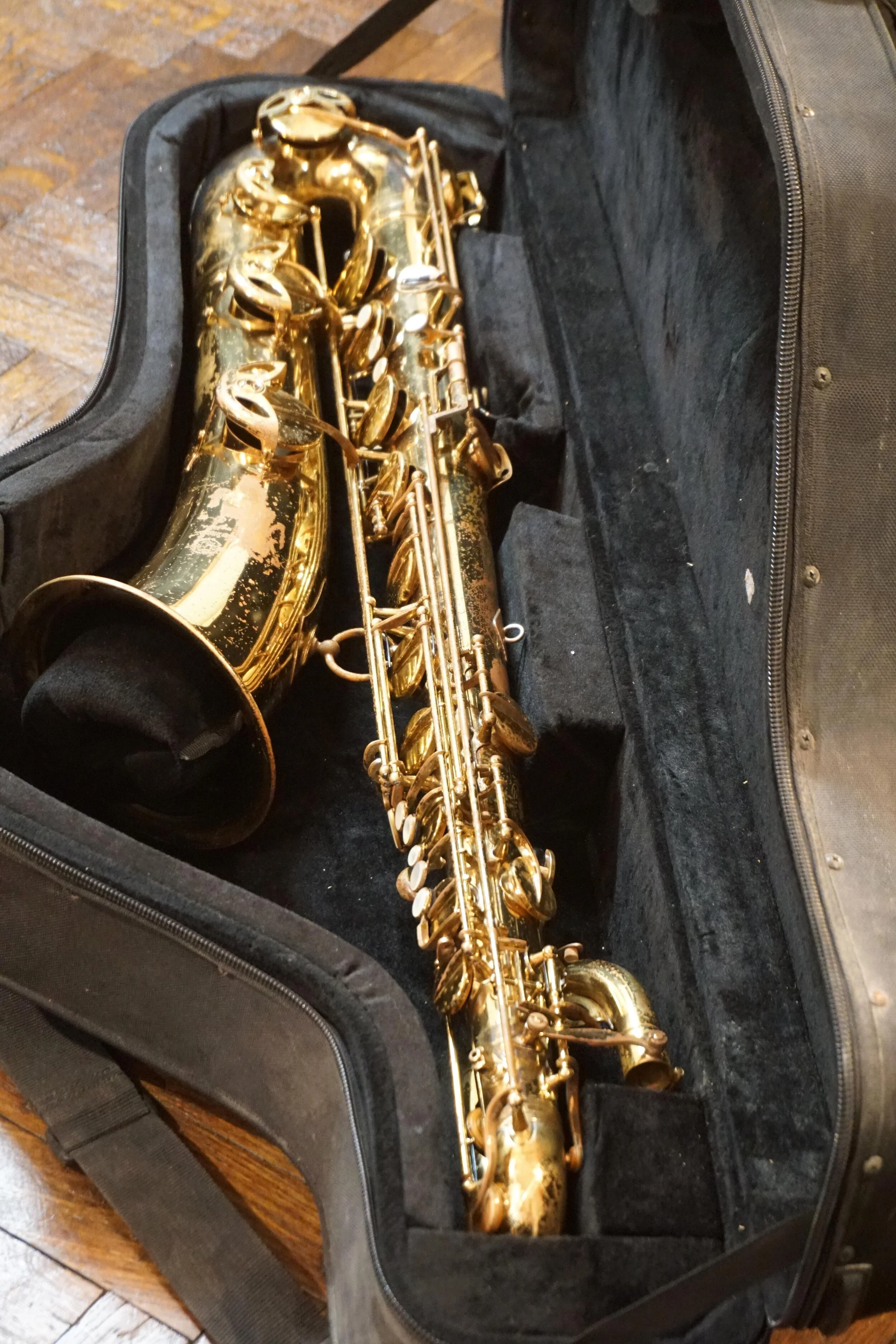 Saxophone Store — Robert Schröck