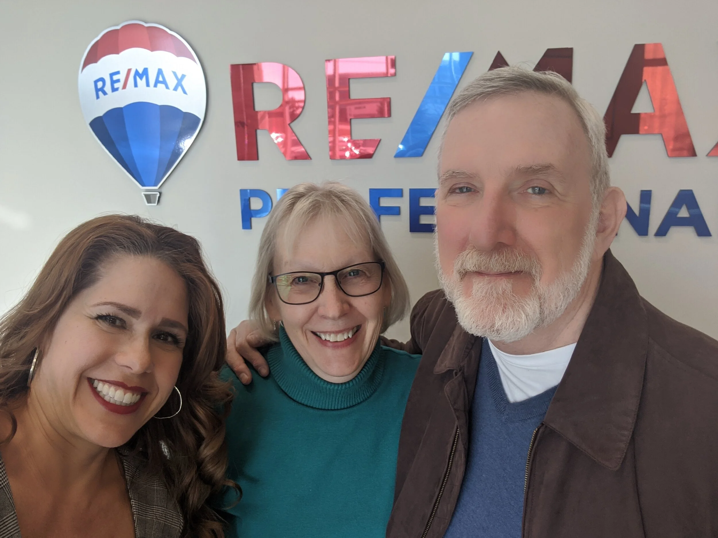 Reviews & Comments — Joan Pratt Group @ RE/MAX Professionals